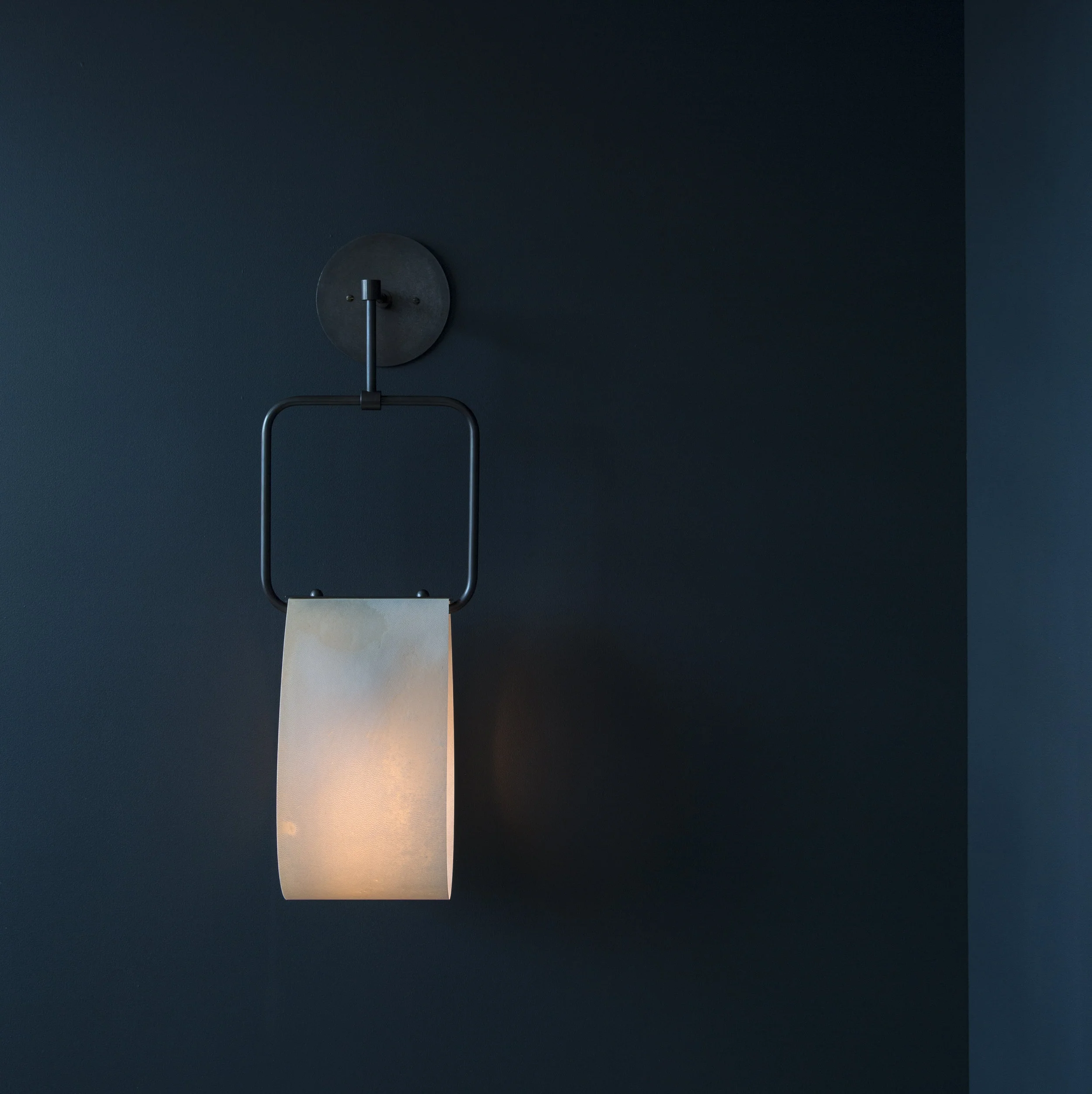 LOOP I SCONCE — MATERIA DESIGNS