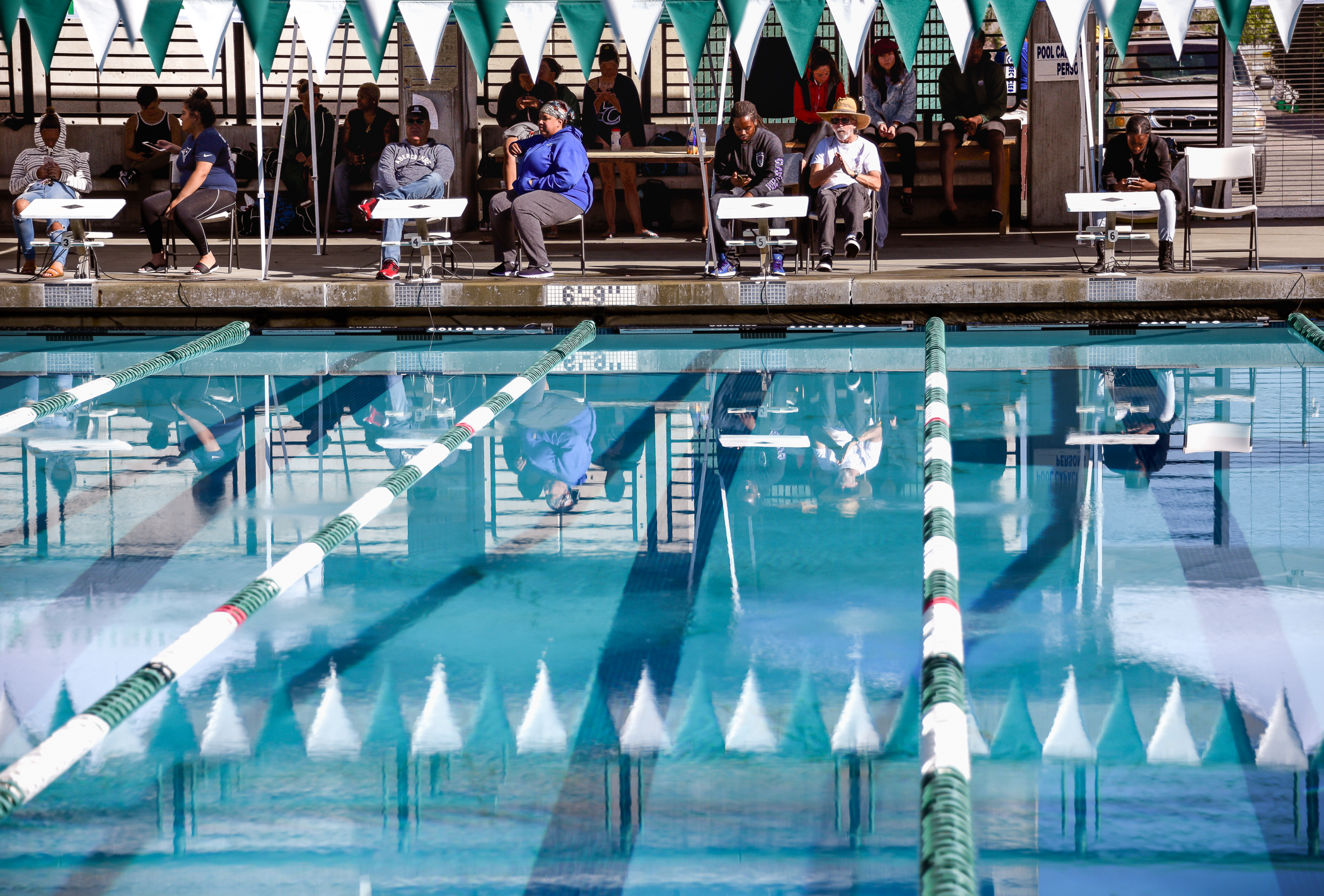 Laney Swimming & Diving Home — Laney Athletics