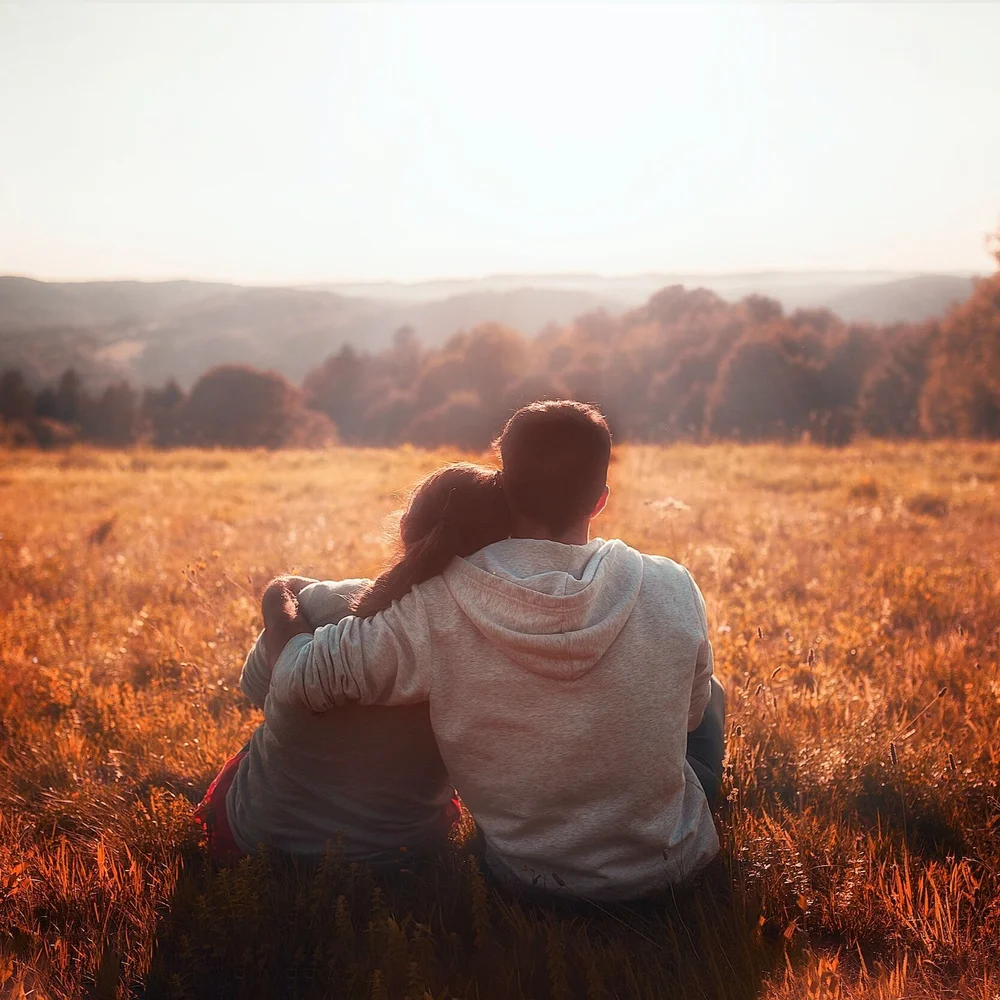 How unresolved childhood trauma causes relationship problems ...