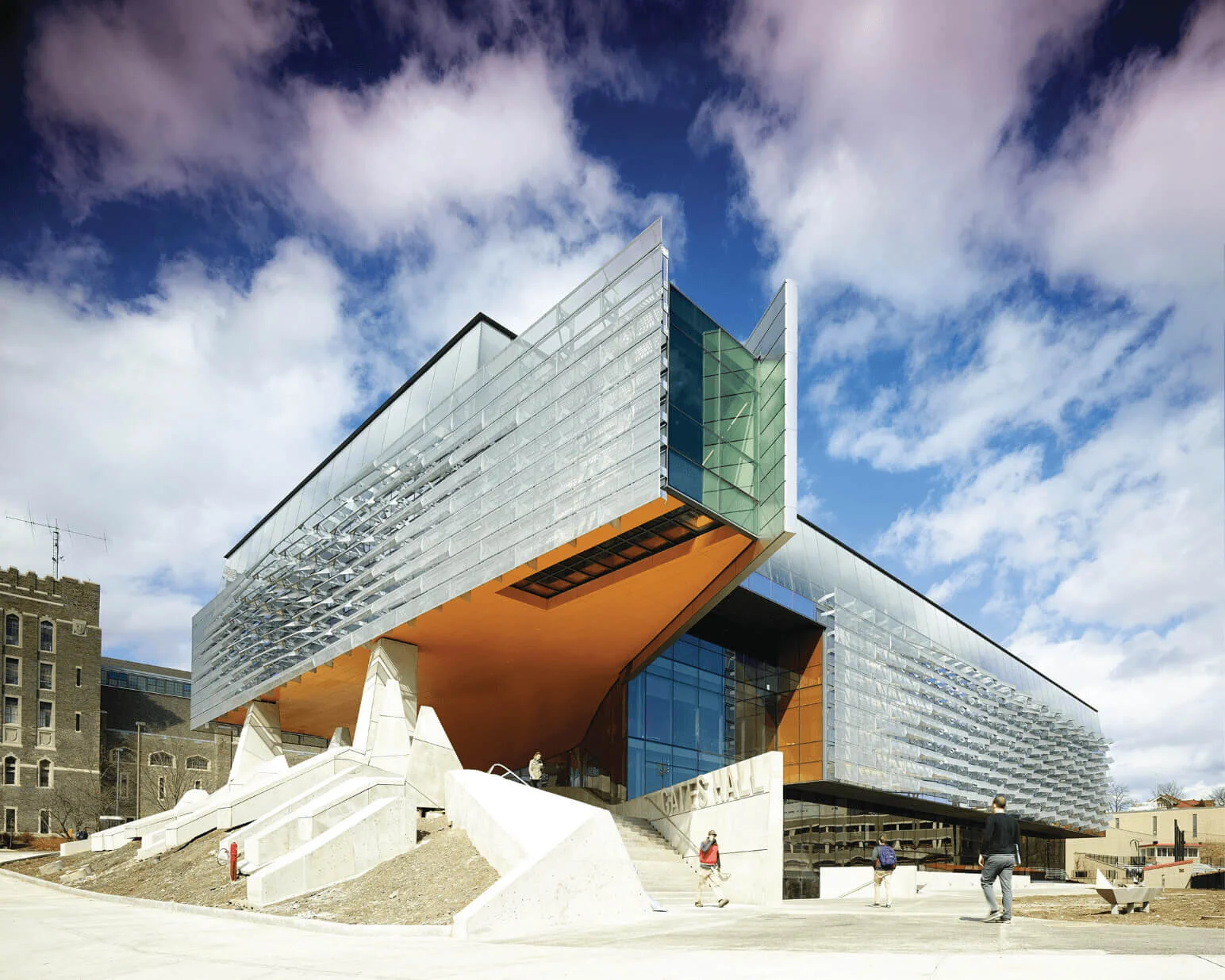 Viracon Architectural Glass | Archon Fen-Tech