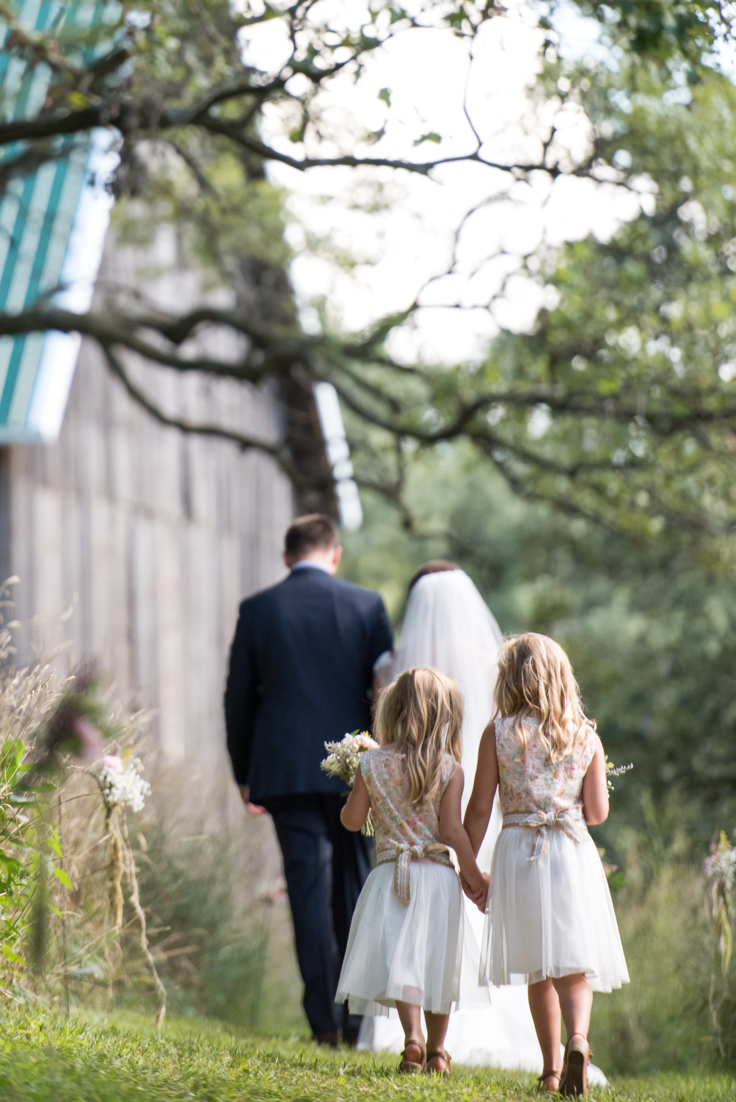 Almquist Farm - Rustic Barn & Outdoor Weddings and Events