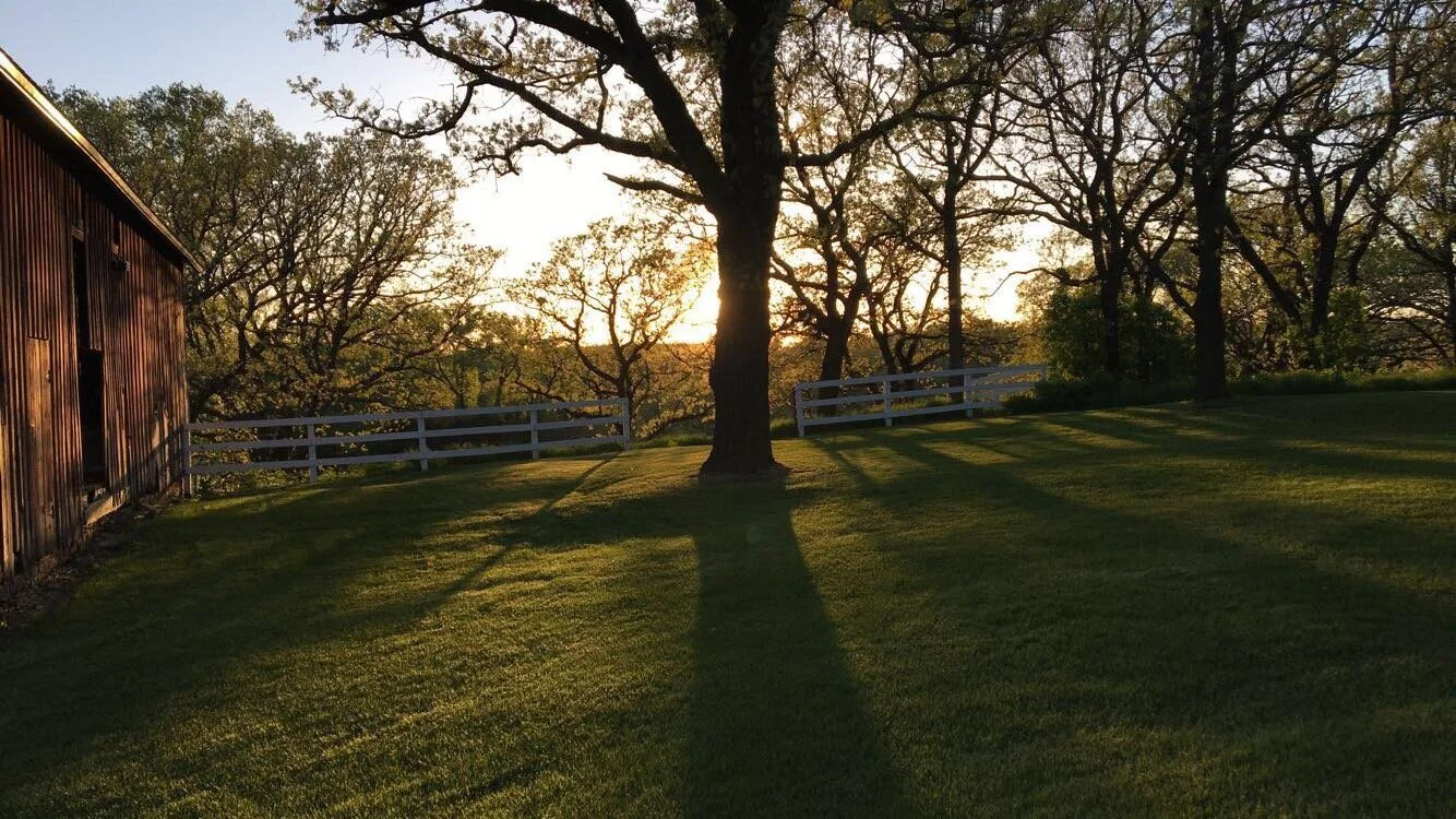 Almquist Farm - Rustic Barn & Outdoor Weddings and Events