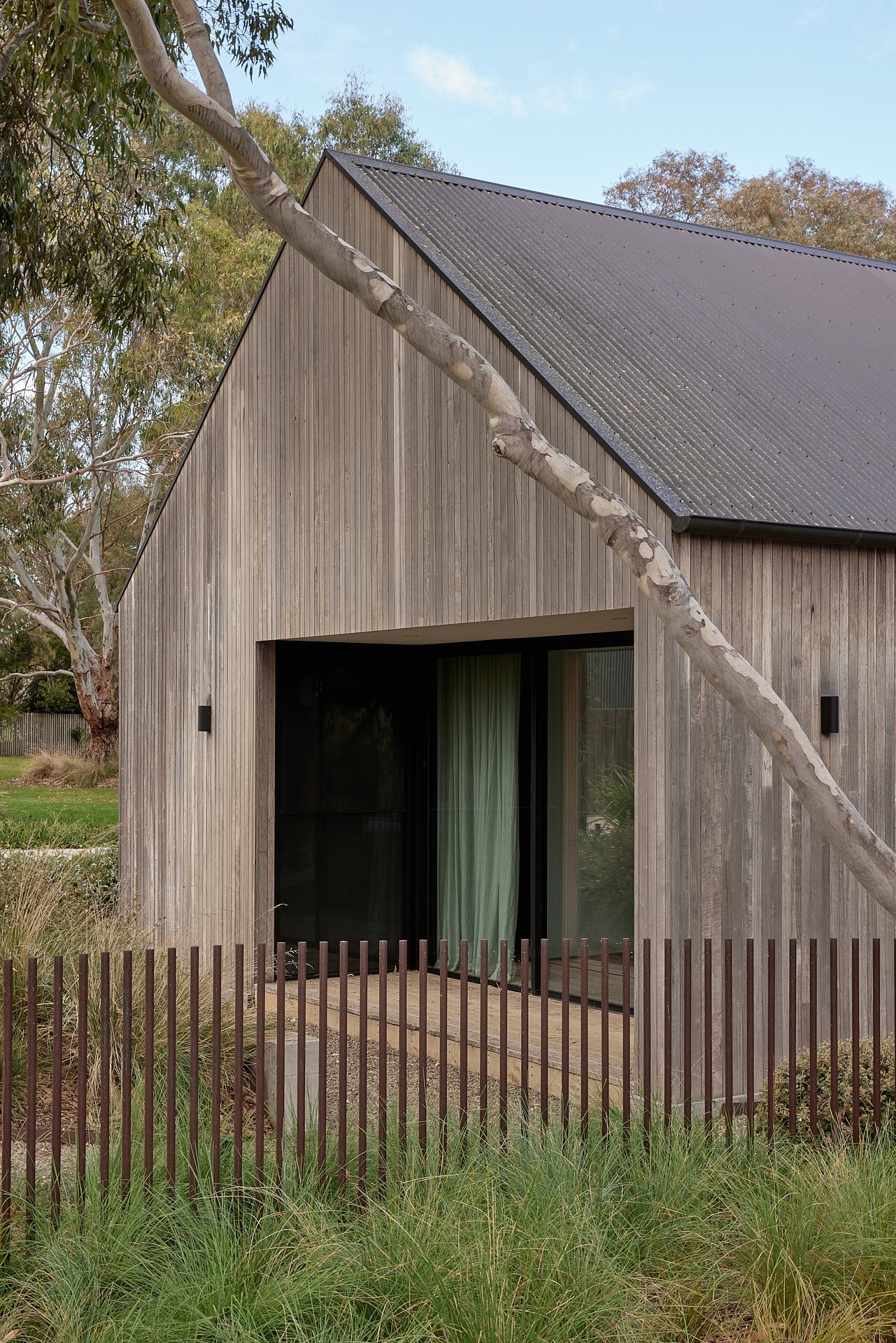 Balnarring Gable House — Planned Living Architects