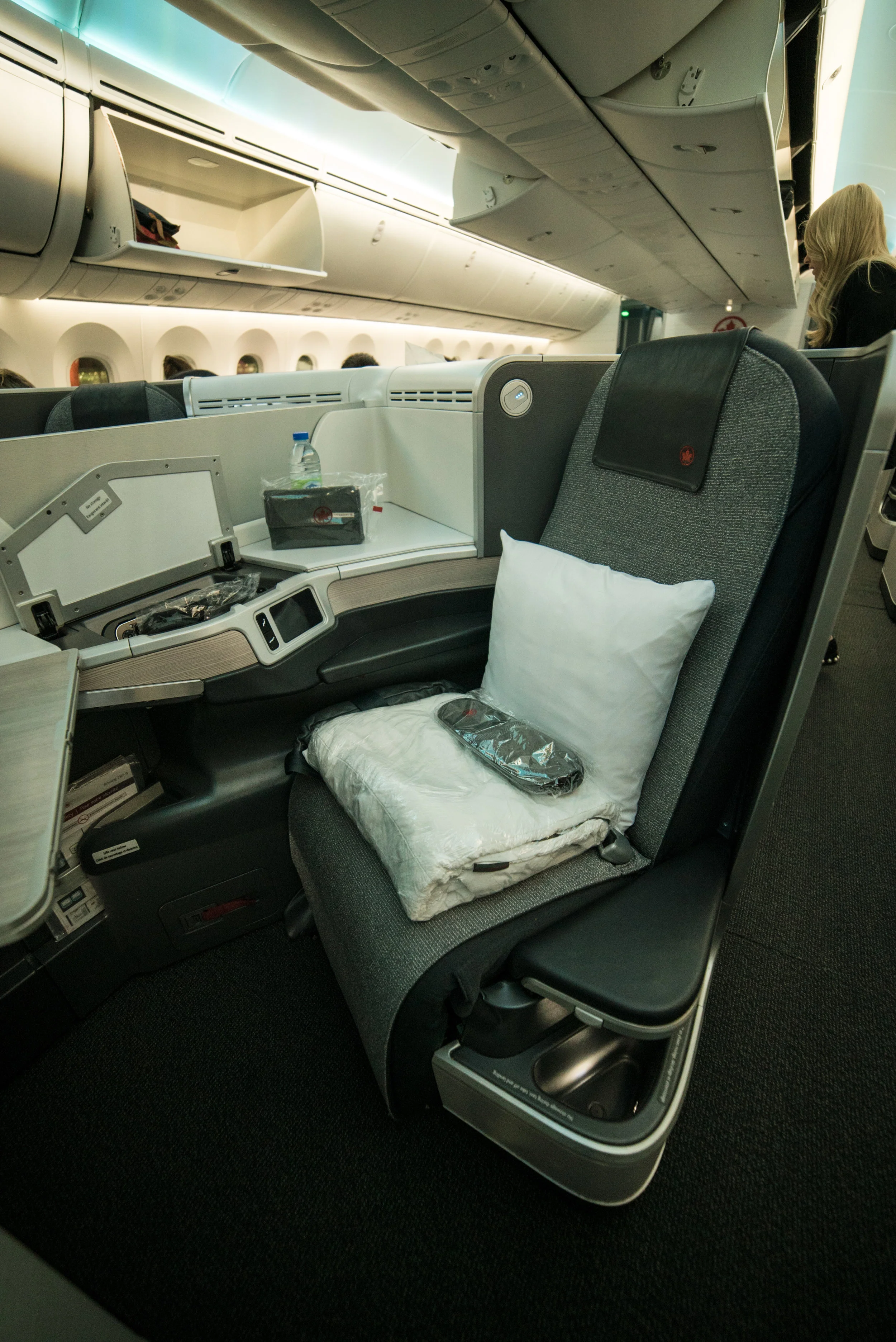 Flight Review: Air Canada 787-9 Business Class Vancouver to Melbourne ...
