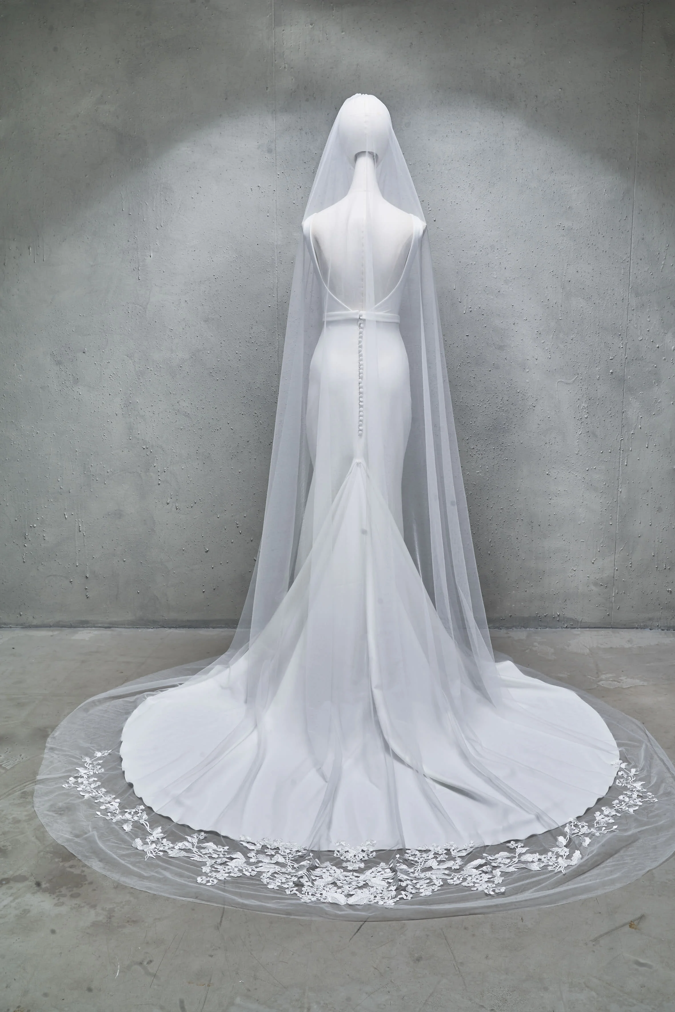 Modern wedding veils — Anna Campbell