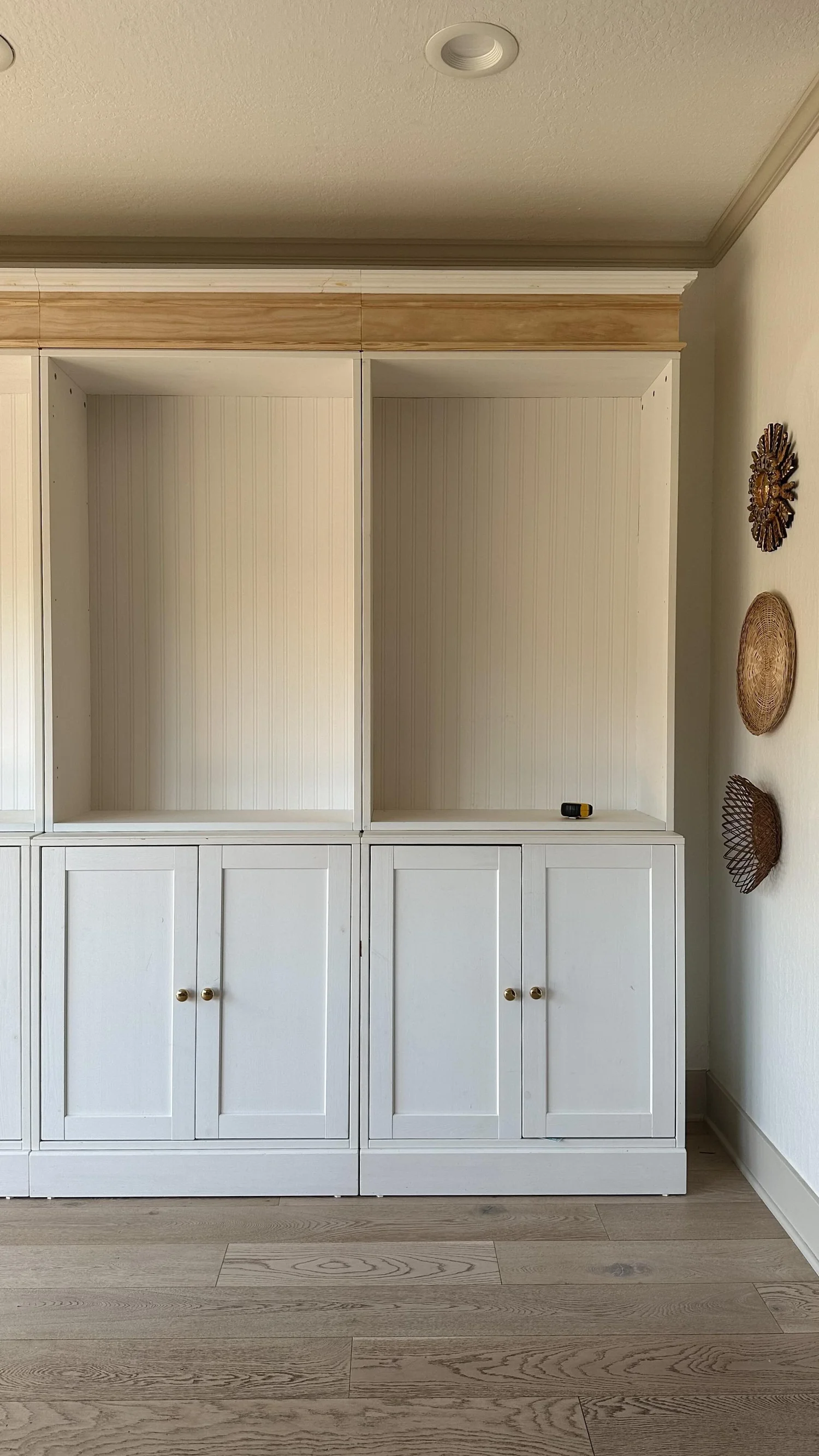 DIY Art using house paint and joint compound — REBECCA & GENEVIEVE