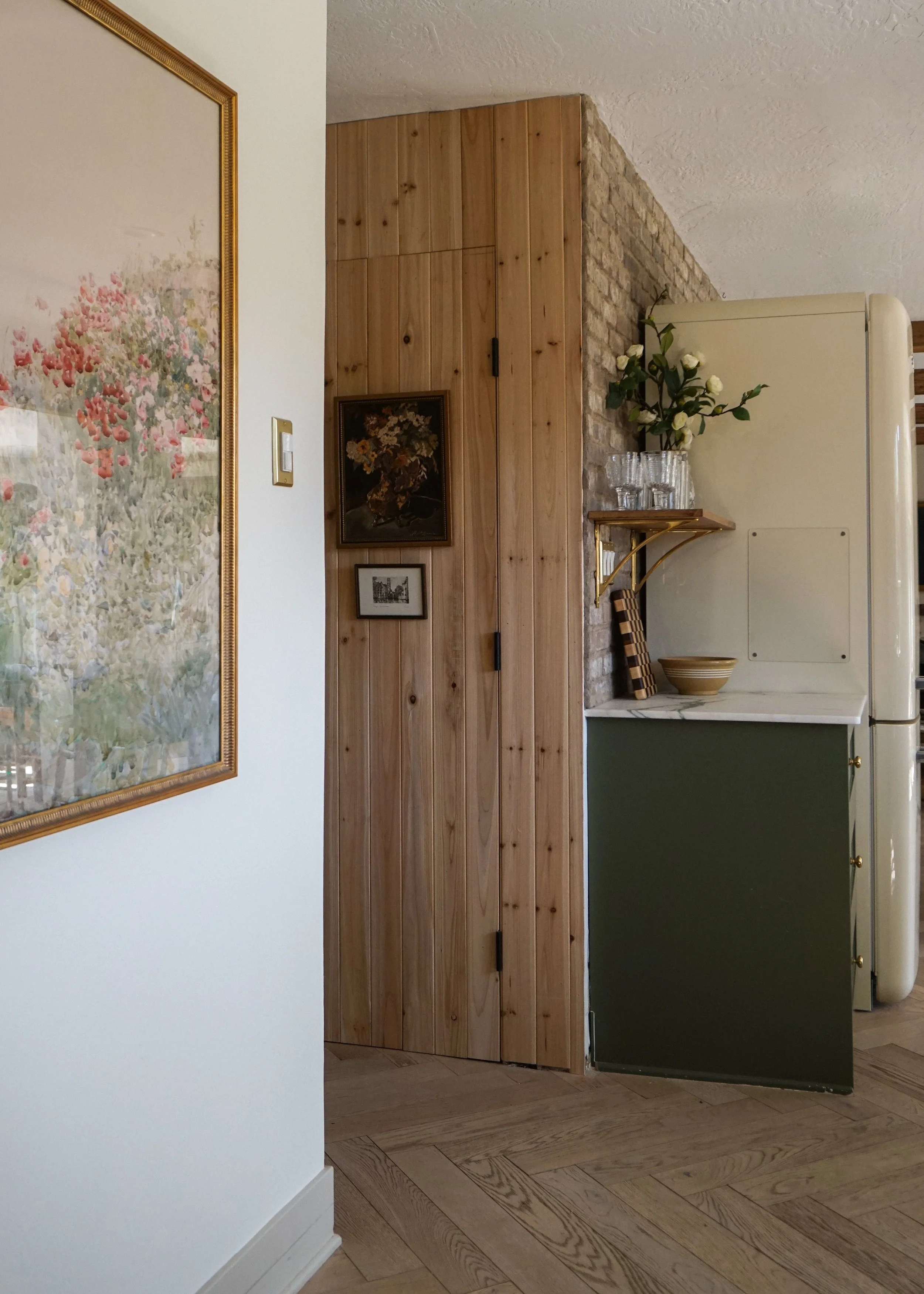 Easy DIY Hidden door project — REBECCA & GENEVIEVE