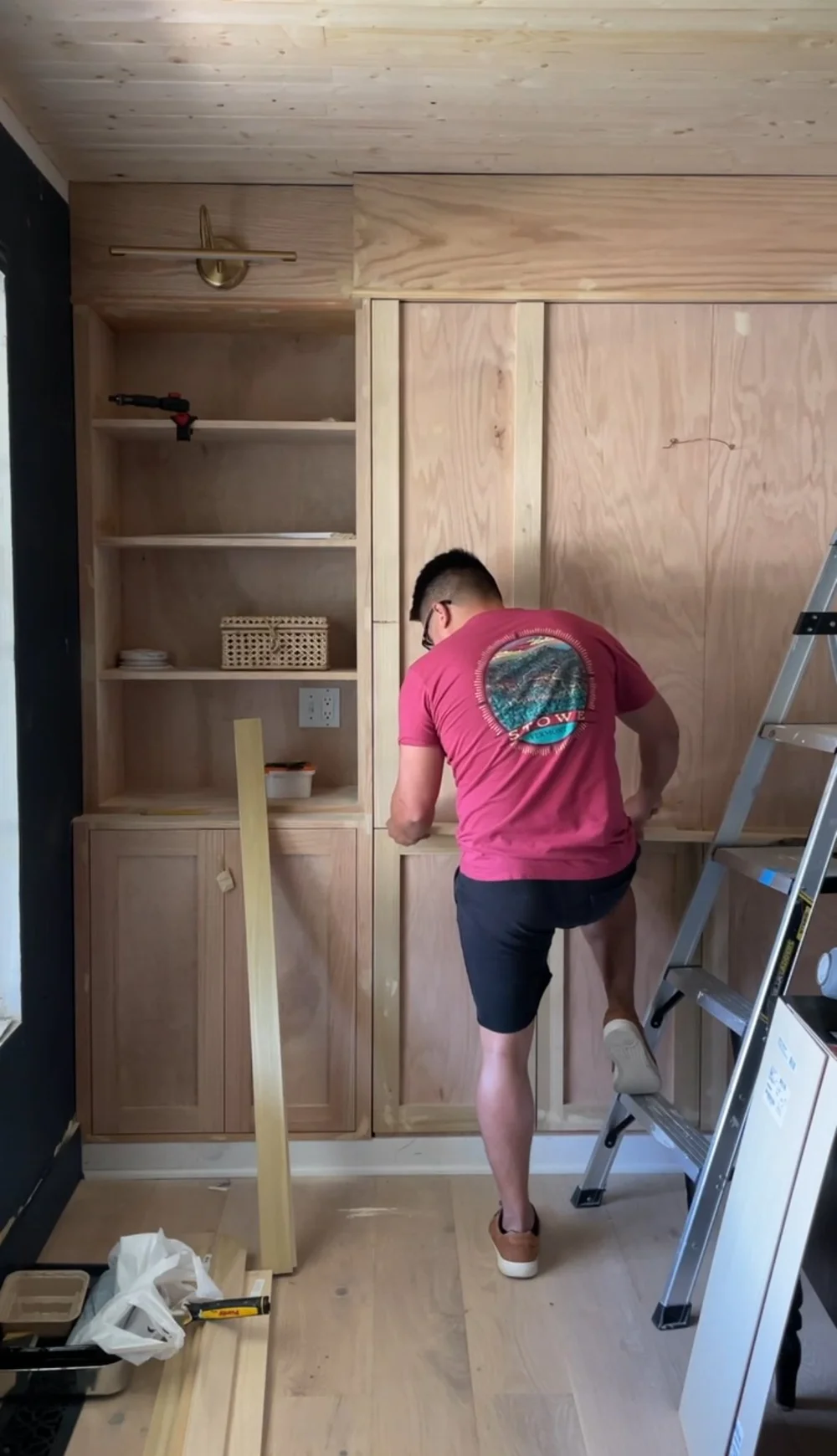 DIY Murphy bed with custom built-ins — REBECCA & GENEVIEVE