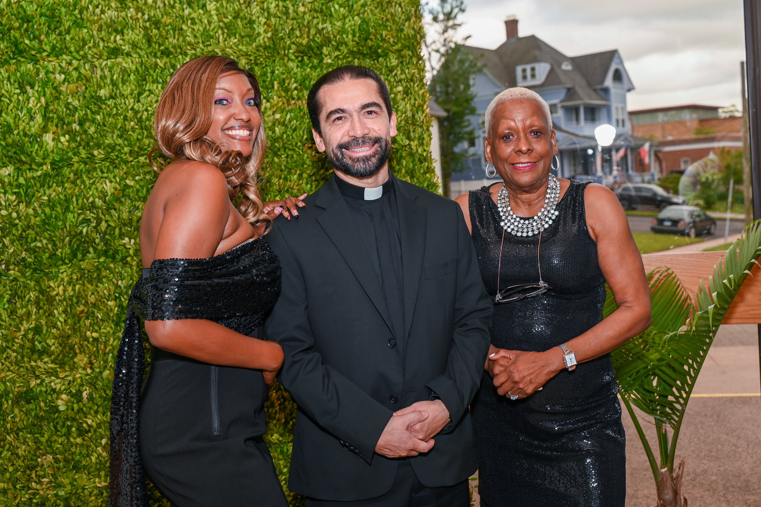 Gala Photos — OIC OF NEW BRITAIN