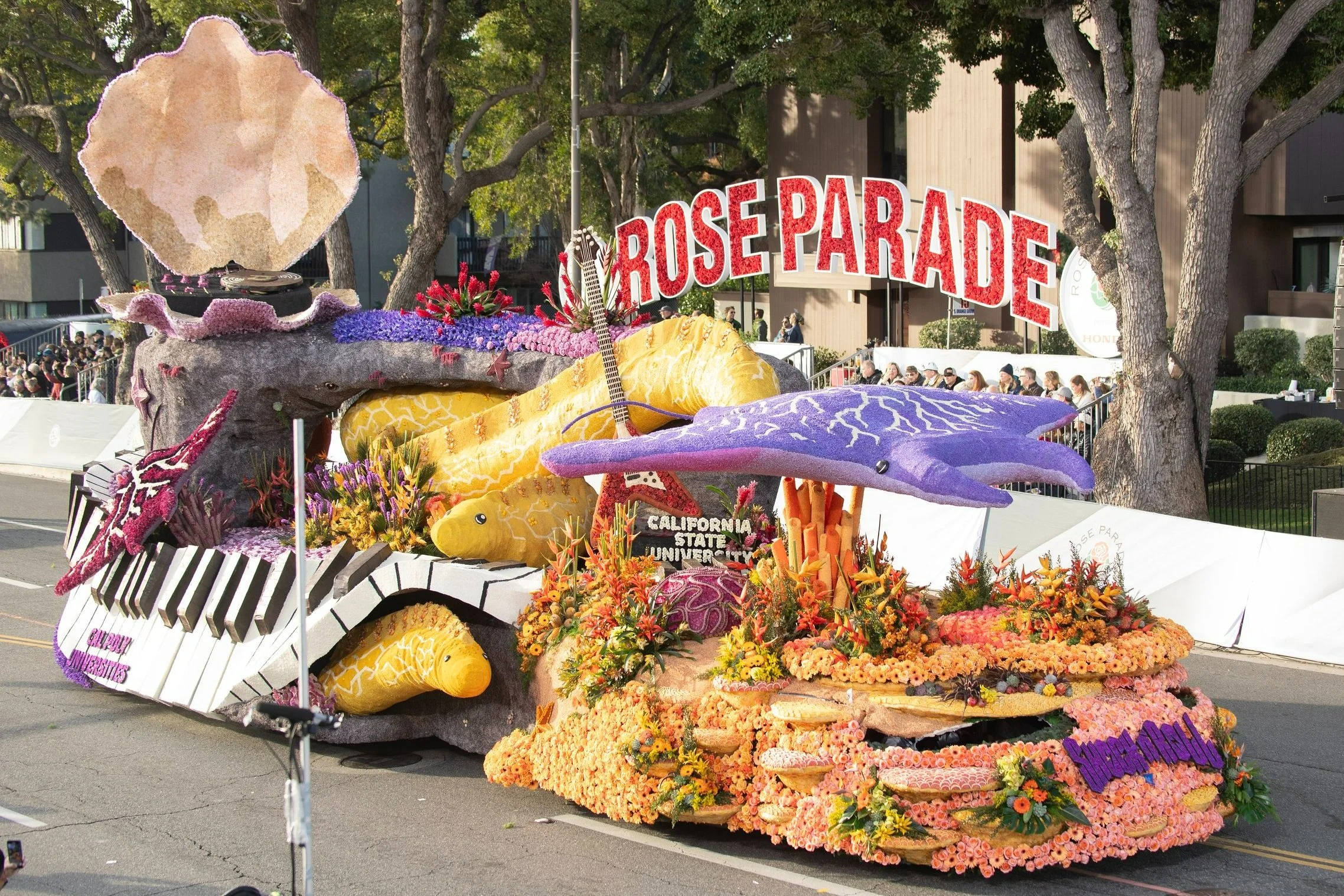 Floats from 2021 - 2025 — Cal Poly Rose Float