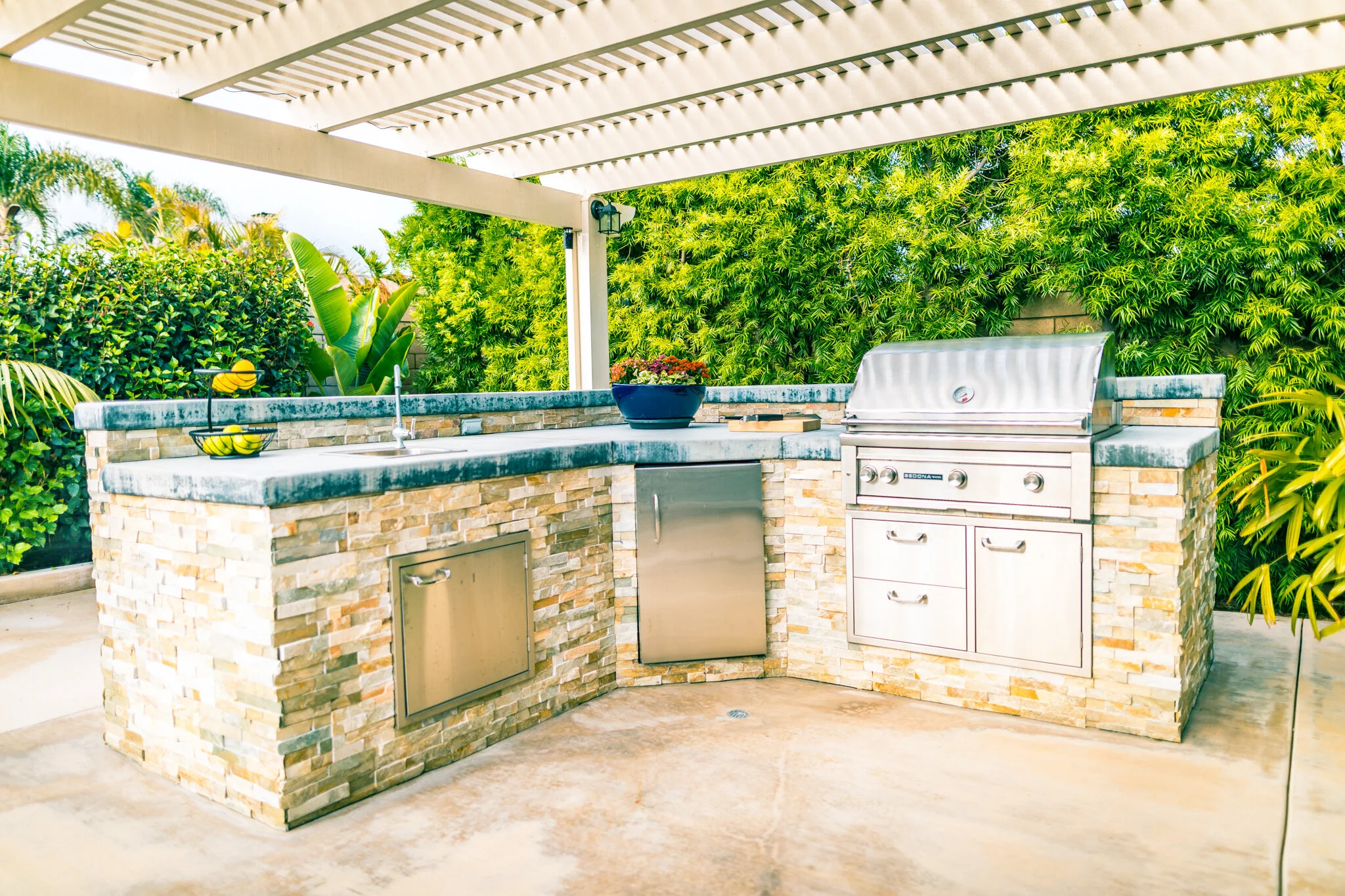 BBQ Islands — Pacific Paradise Pools