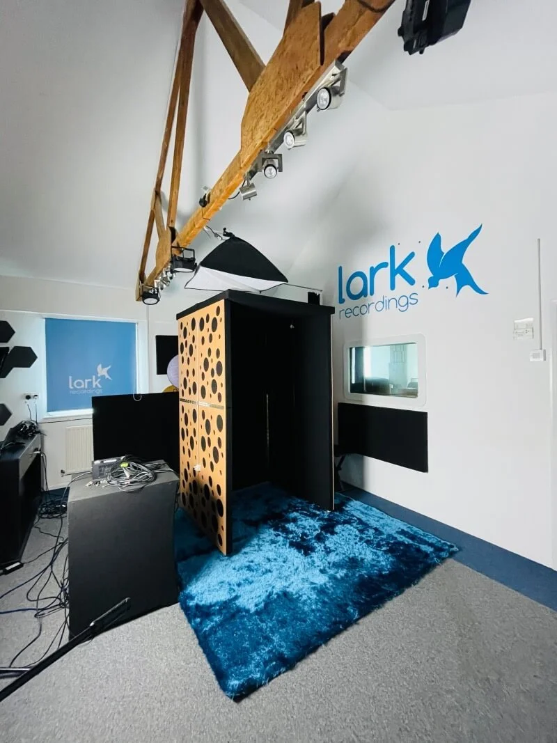 https://www.larkstudiosguildford.com/blog