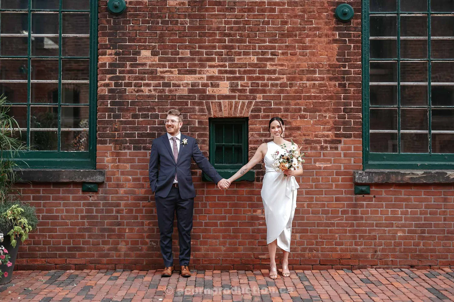 A casual outdoor wedding at the distillery district in Toronto ...