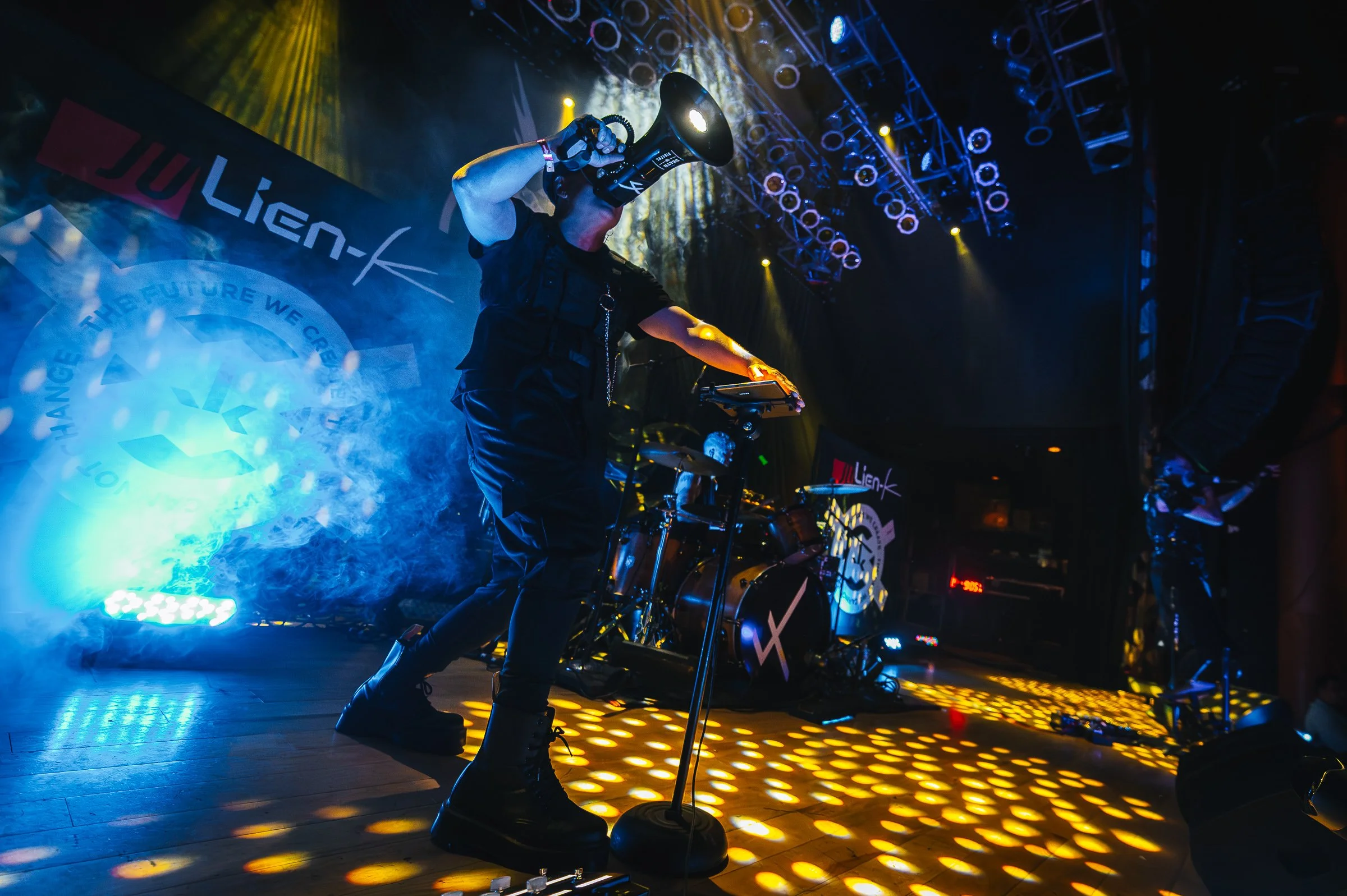 Powerman 5000 — Pit Pass Magazine