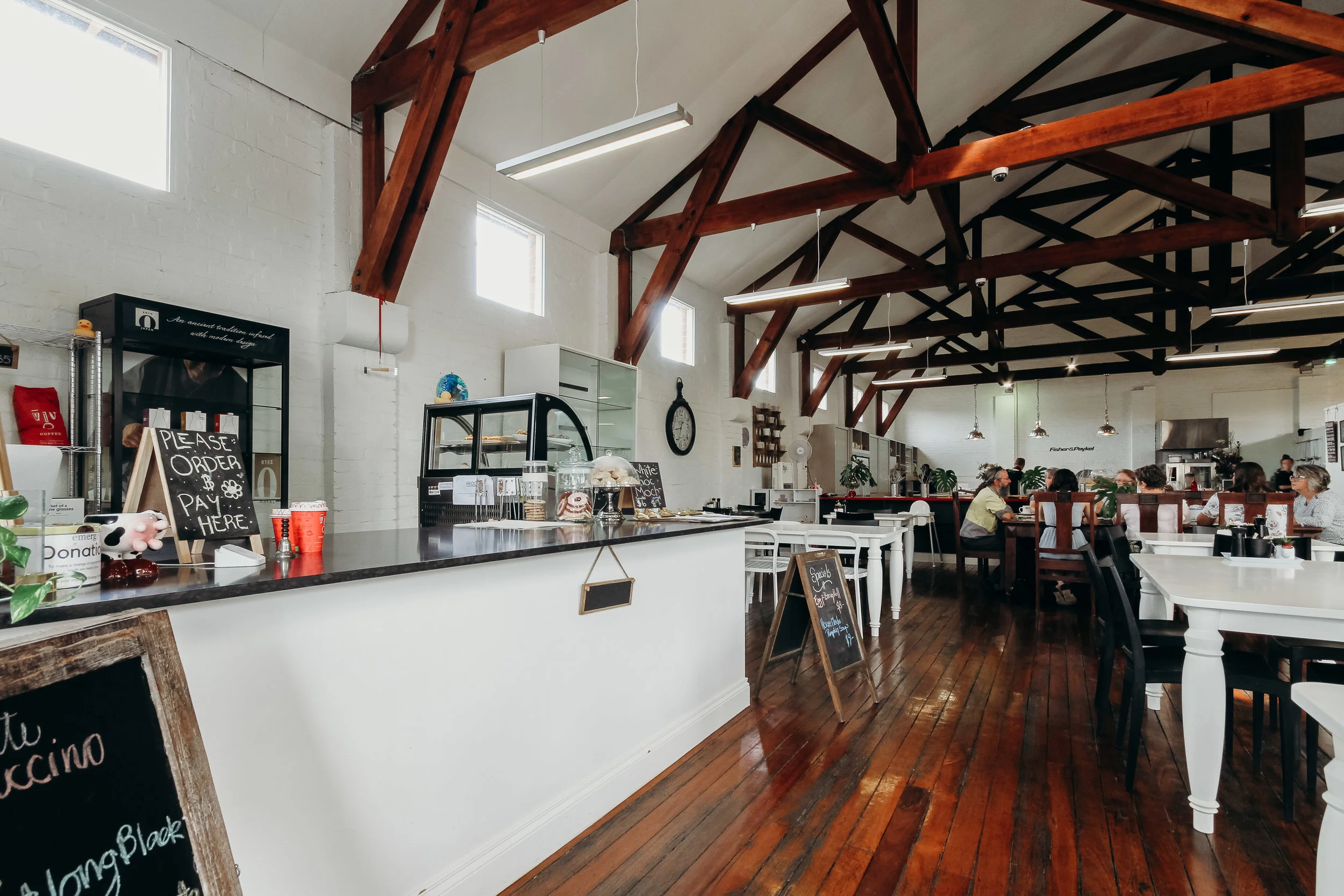 Emerge Café — The Field Guide