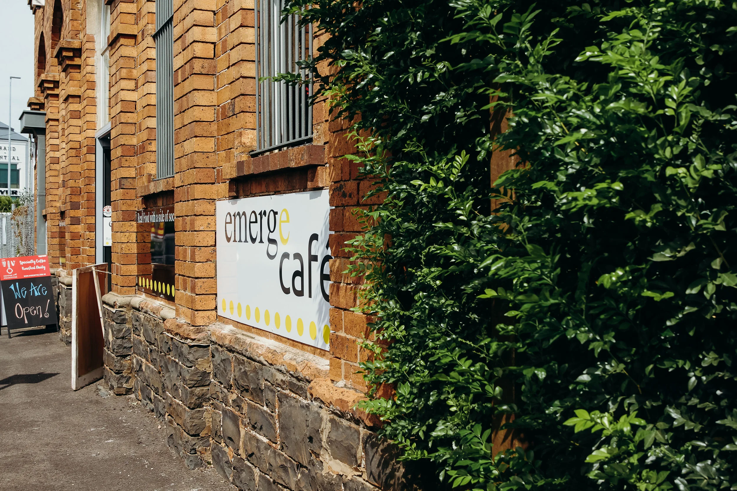 Emerge Café — The Field Guide