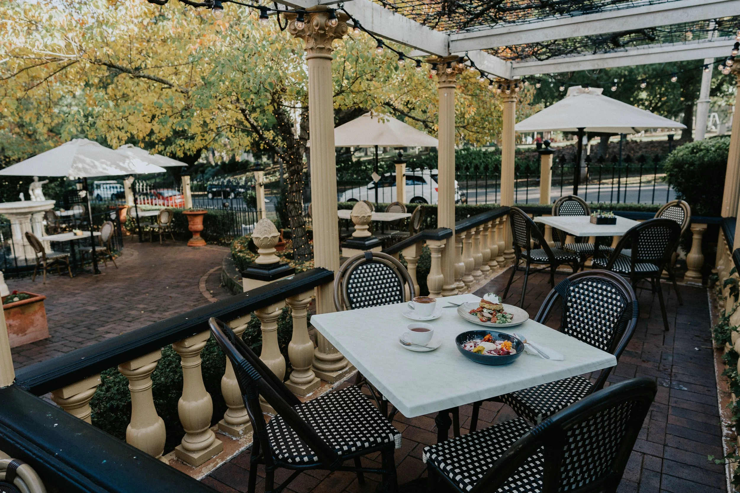 Cafe Valetta — The Field Guide