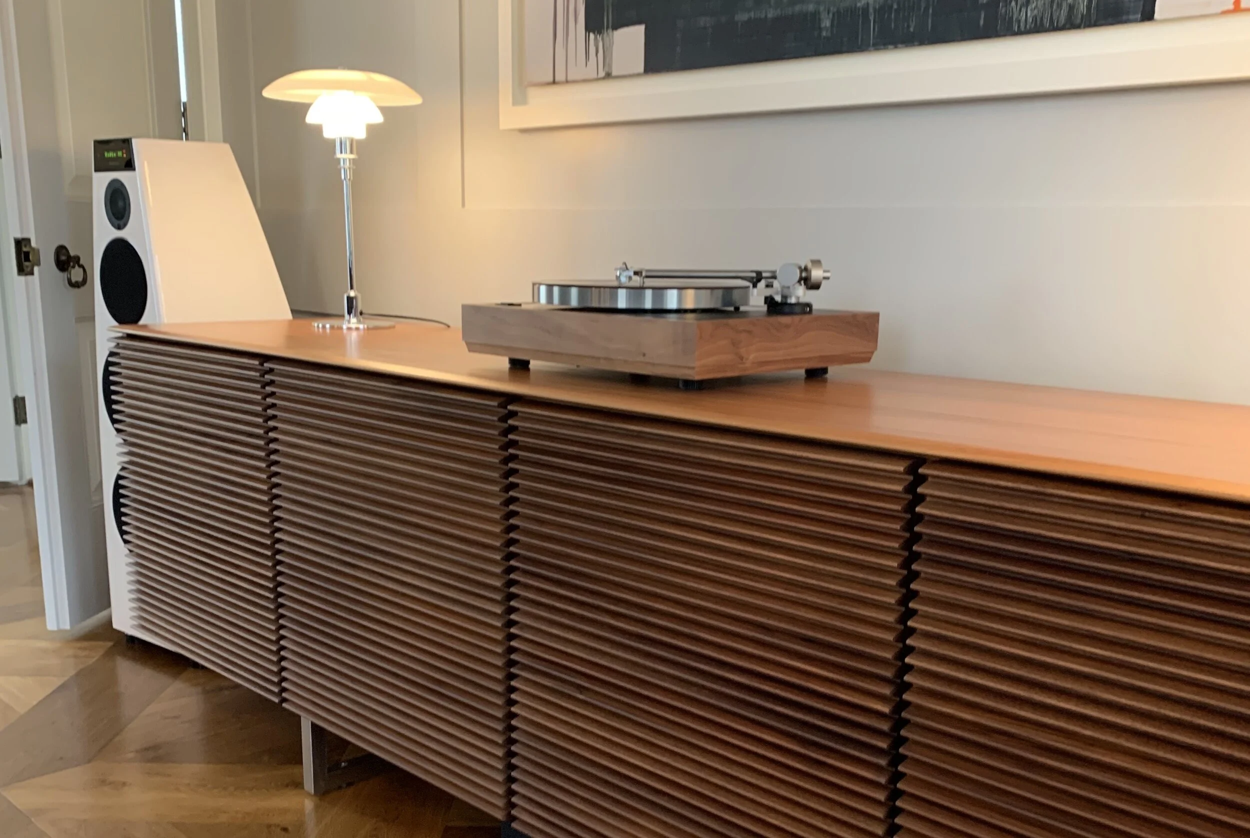 Hidden Systems | Windsor | HiFi | Devialet | Linn | Naim | Rega