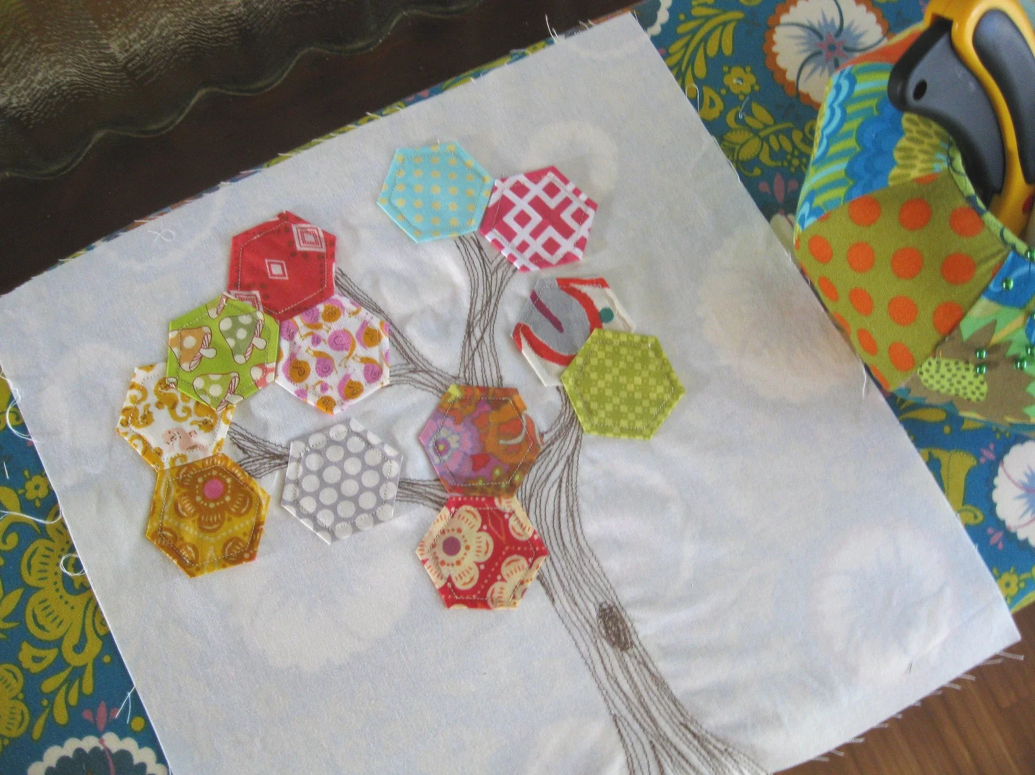 how to Get Started with English Paper Piecing — Stitched in Color