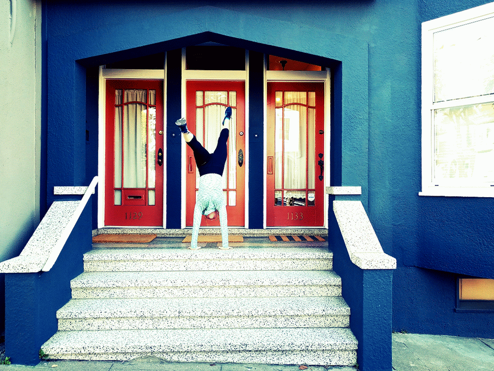 Handstander — April Rinne