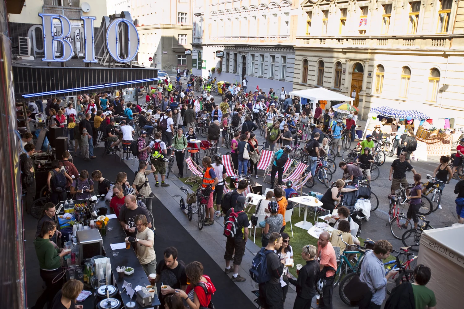 Prague’s Bio Oko to screen Tarantino mini-fest ahead of 'Once Upon a ...