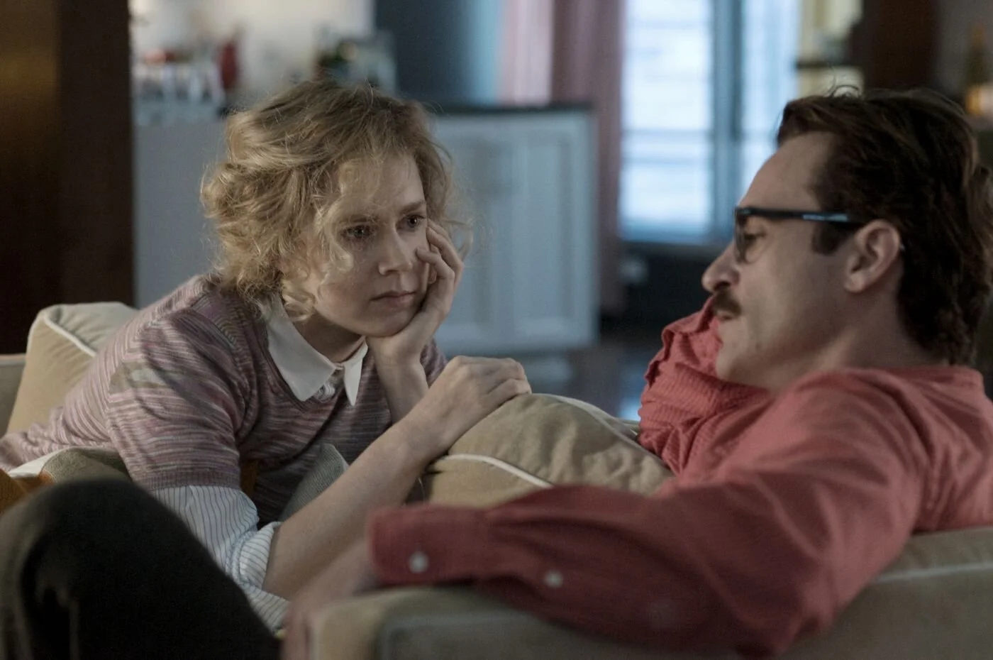 'Her' movie review: Joaquin Phoenix in Spike Jonze's not-so-distant sci ...
