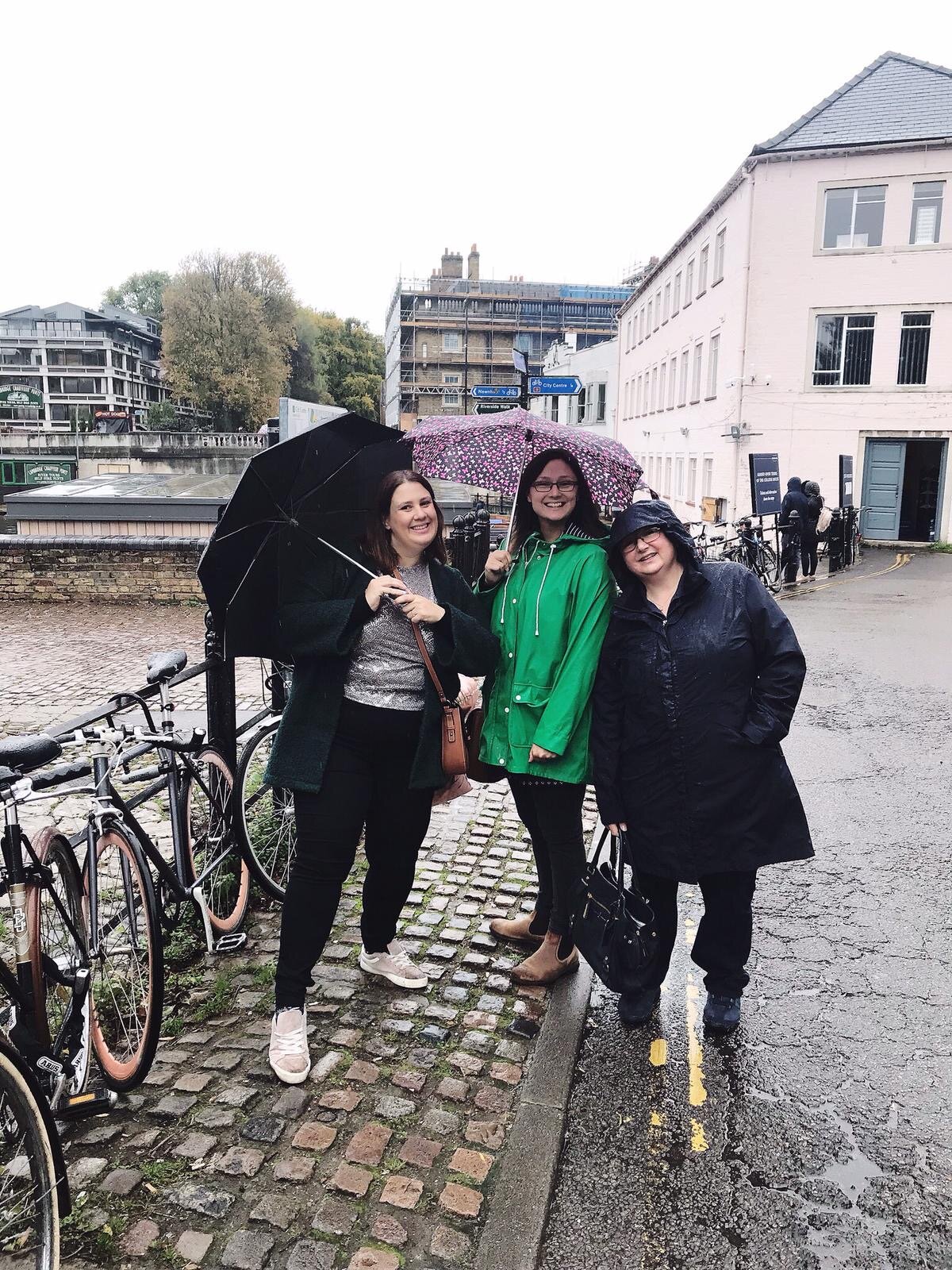 Real Bride Lizzy - Hen Party High Jinks - Vicinity Weddings