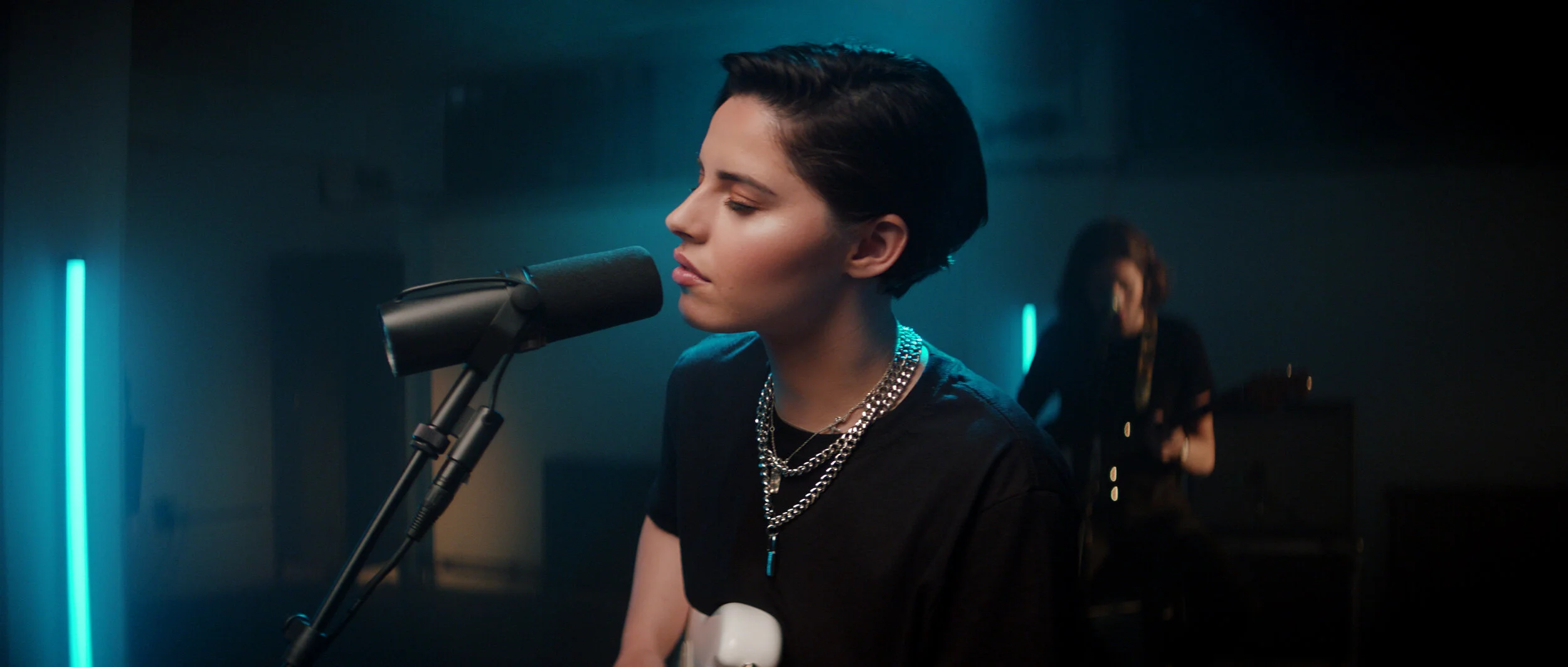 Sarah Proctor 'Lay Down' — Andrew Berekdar Cinematographer