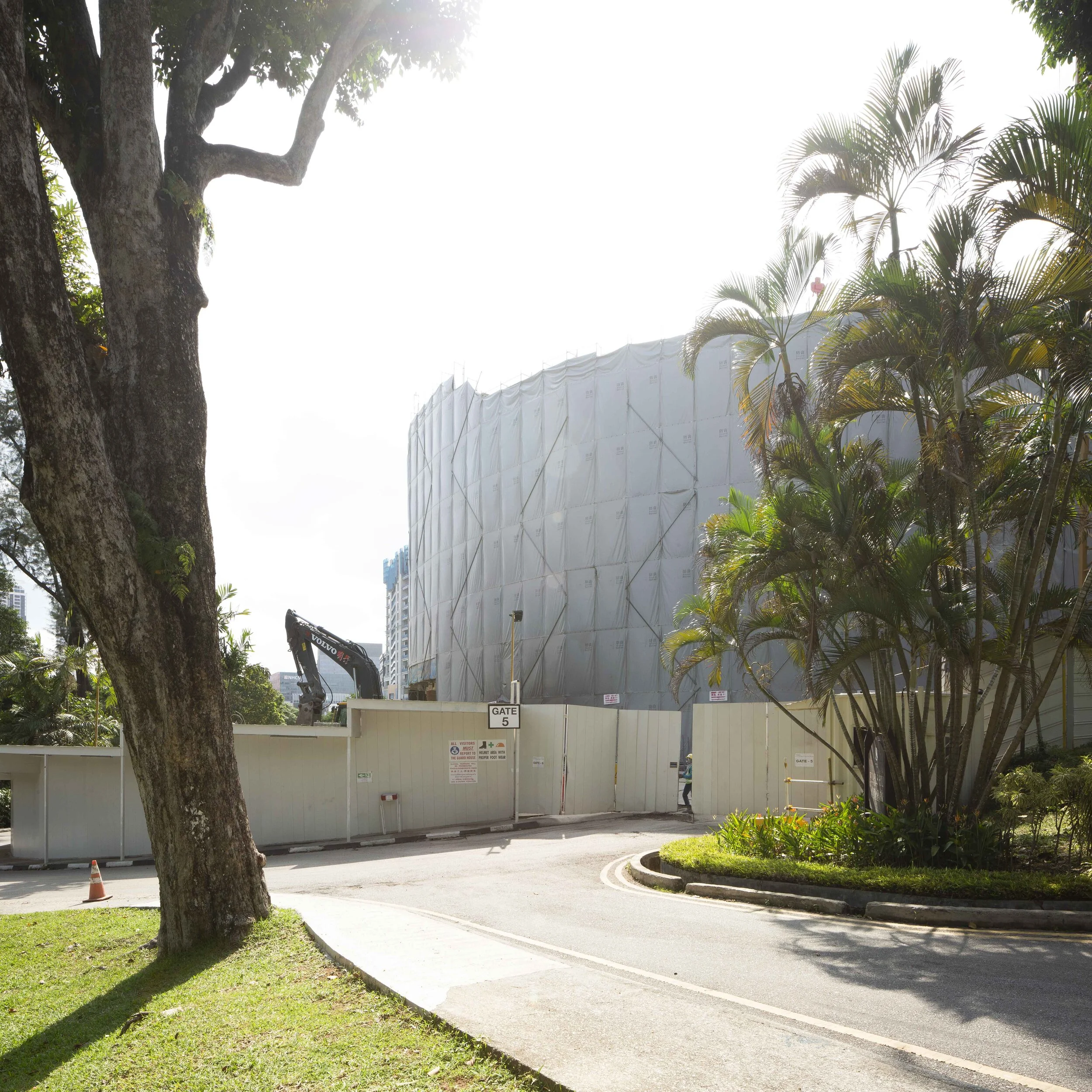 Demolition of the Pearl Bank Apartment Nears Completion — Site Visits