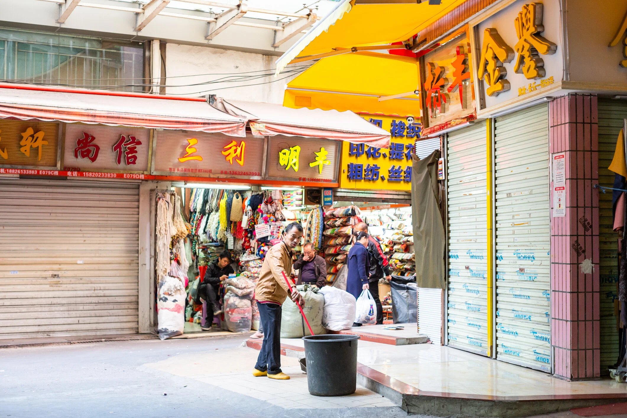 Your Clothes Have Been Here: Visiting the Zhongda Fabric Markets ...