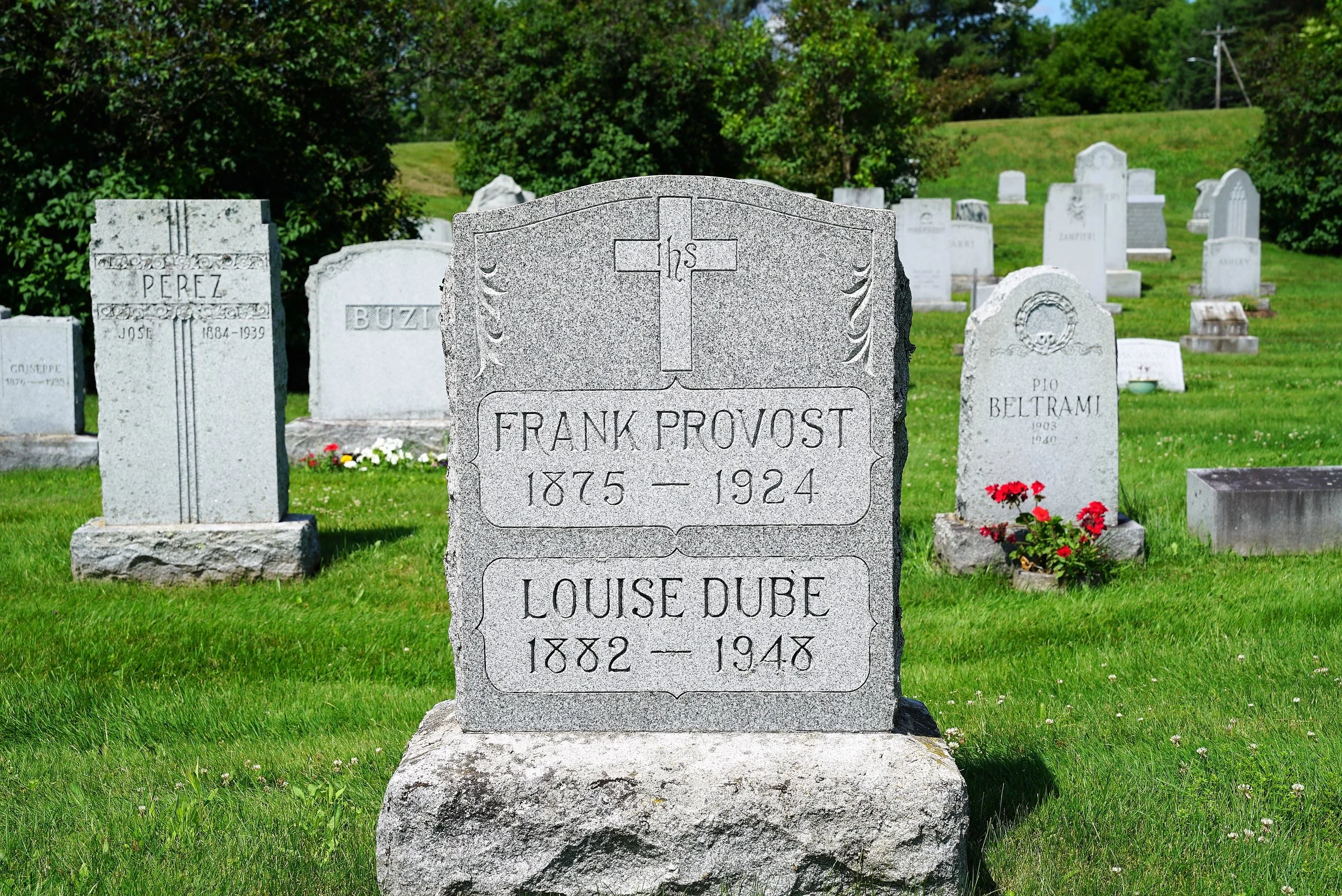 Hope Cemetery headstone designs, Barre, Vermont. Part 10: — Local ...