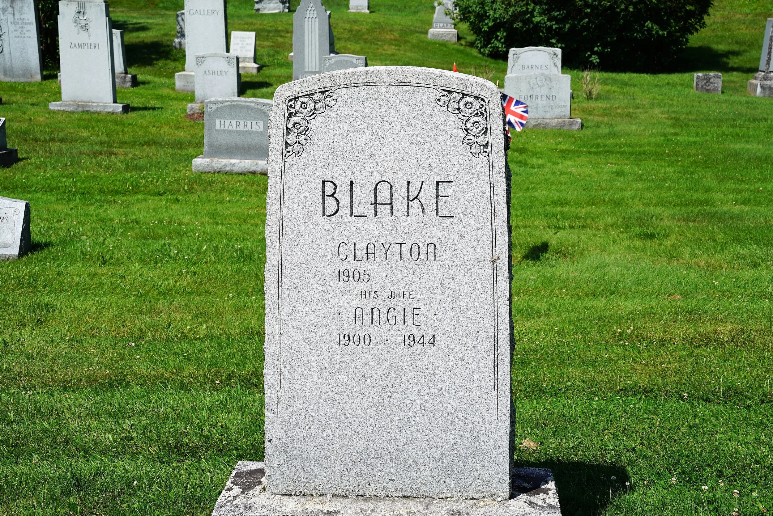Hope Cemetery headstone designs, Barre, Vermont. Part 10: — Local ...
