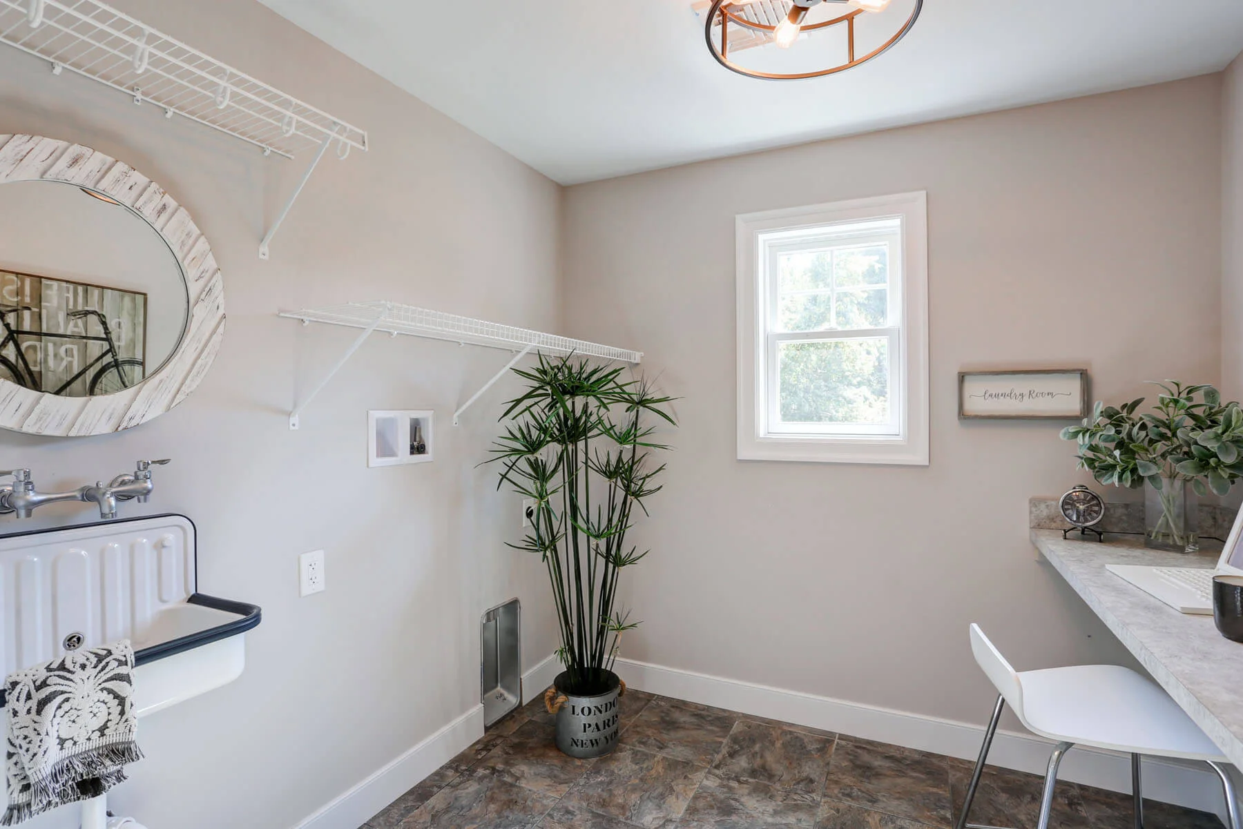 409 Devon Road — BILTBOLD