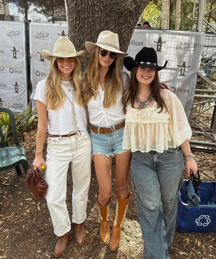 What to wear to the Round Top Antiques Fair | Style Inspiration