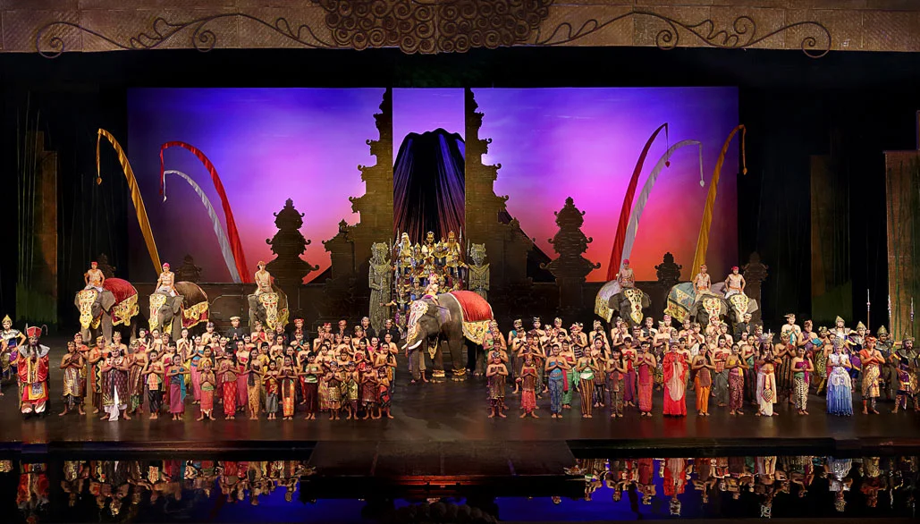 Who we are — Setting Line Theatre Consulting