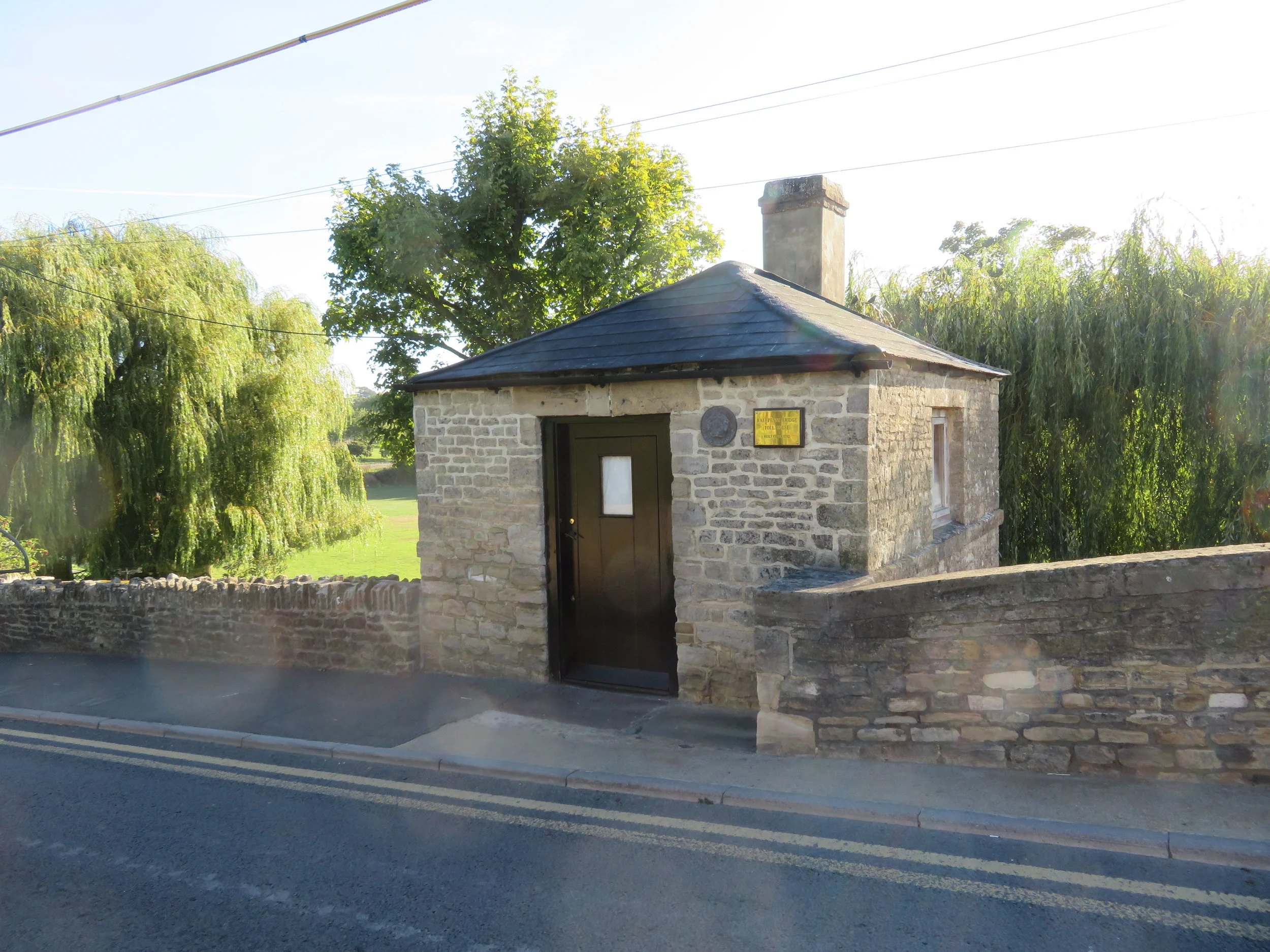 Thames Path – Nearing the End : Lechlade to Cricklade to Ewen — Just a ...