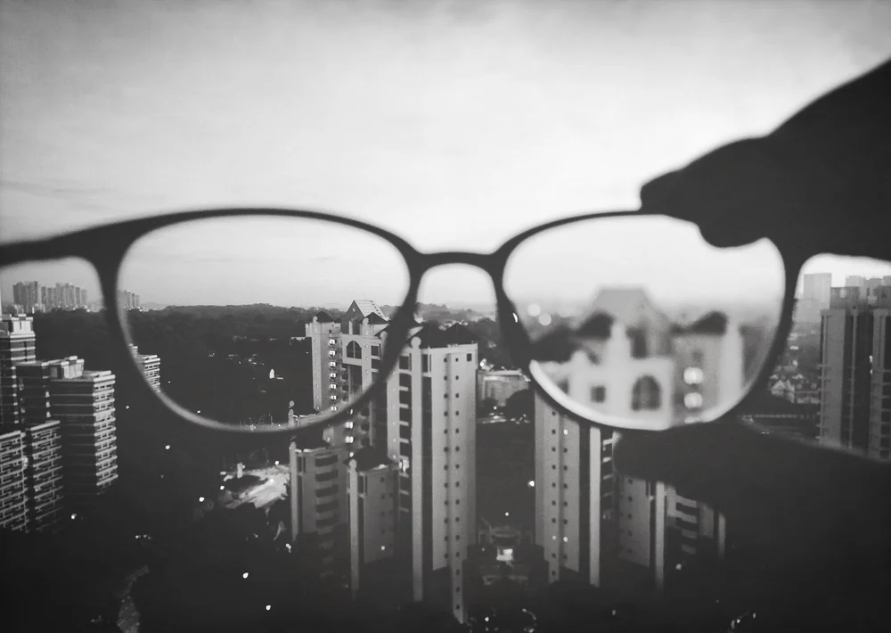 Single Vision Lenses vs Progressive: Which Option Fits Your Eyes ...