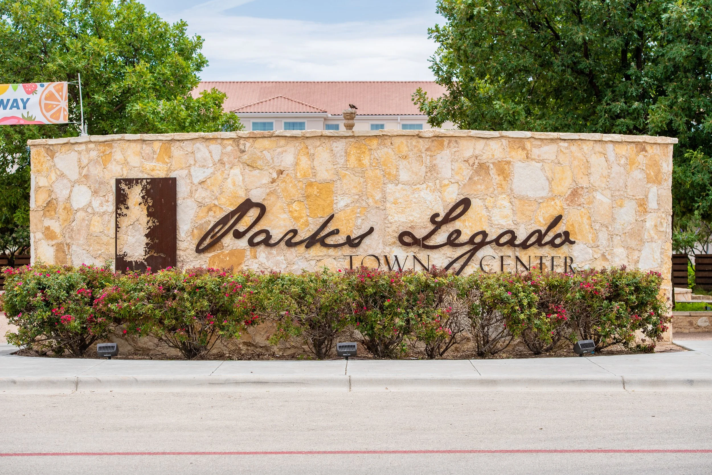 Parks Legado Town Center