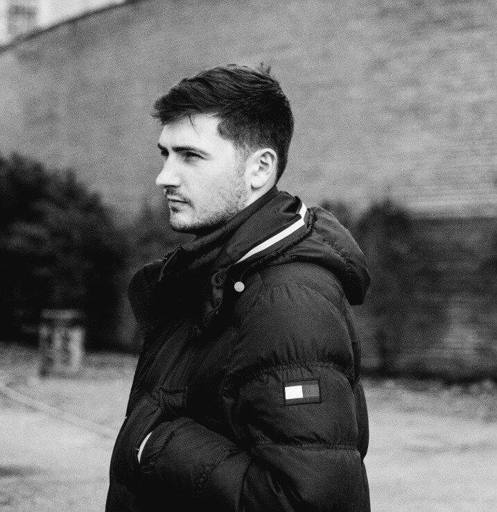 About — THEO WILLIAMS