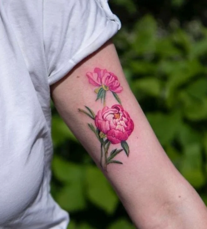 Floral Tattoos Simplified: Trends, Meanings, and Placement Tips