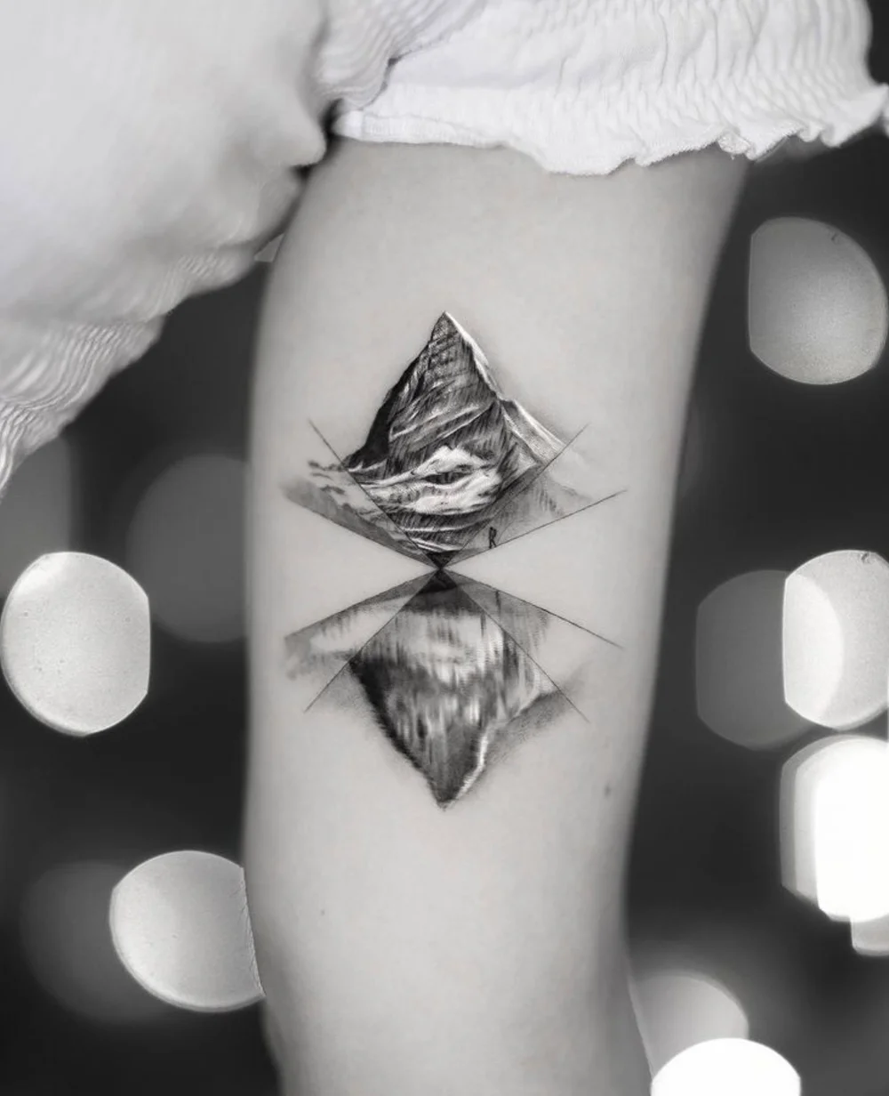 Tiny Masterpieces: The Ultimate Guide to Micro-Realistic Tattoos in 2025