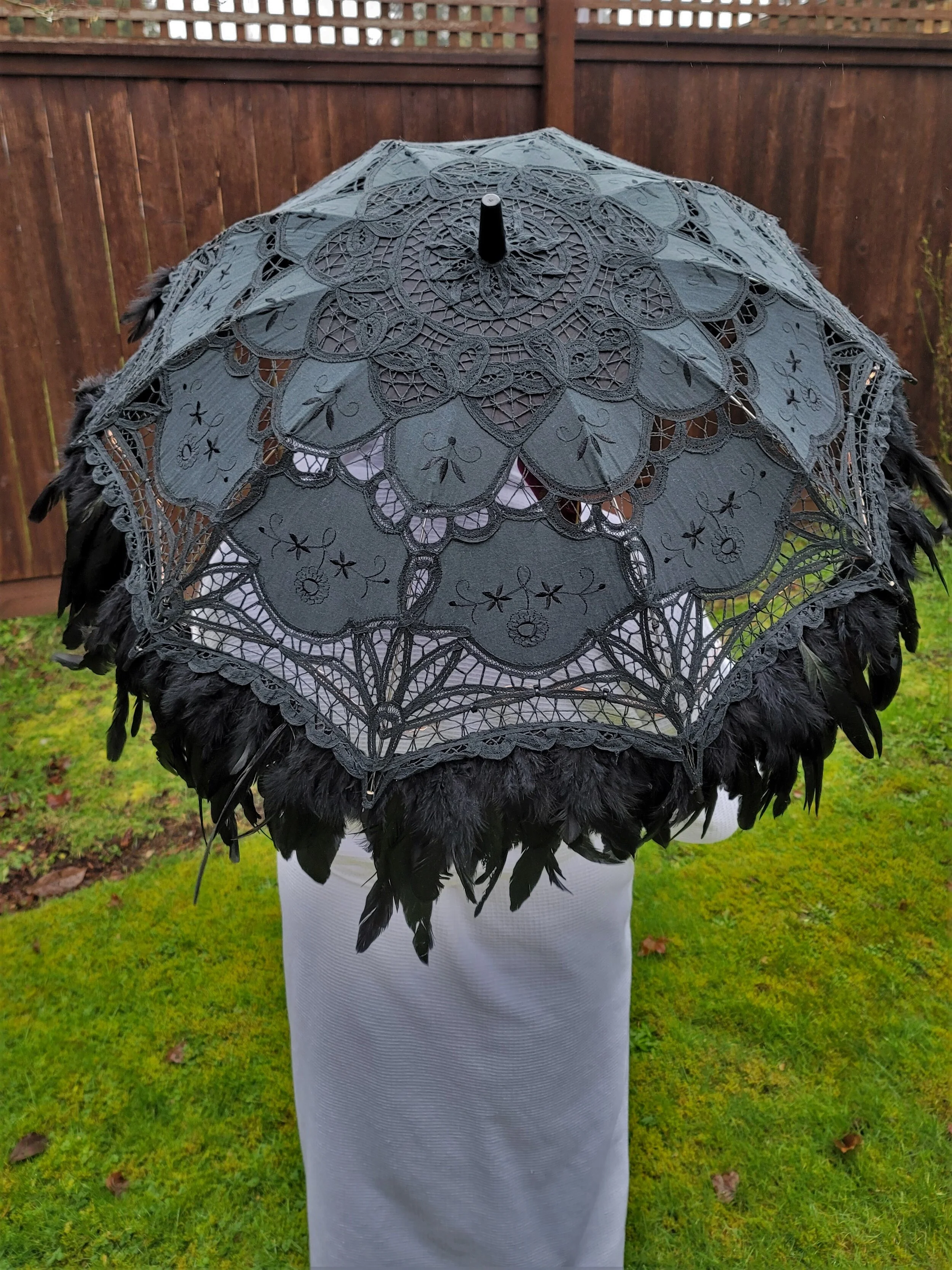 Elegance Lamps - Antique Lamps & Handcrafted Victorian Lampshades