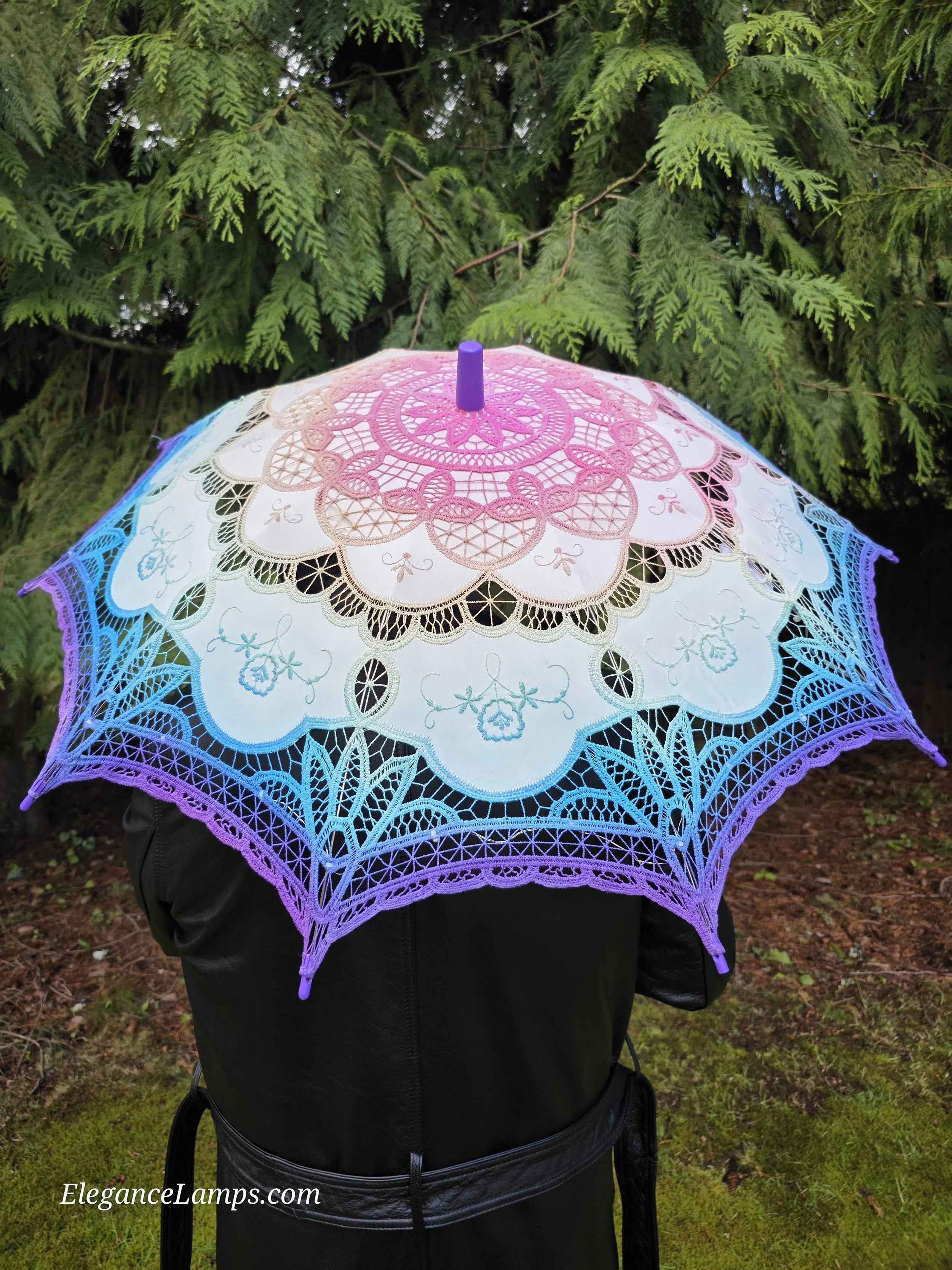 Elegance Lamps - Antique Lamps & Handcrafted Victorian Lampshades