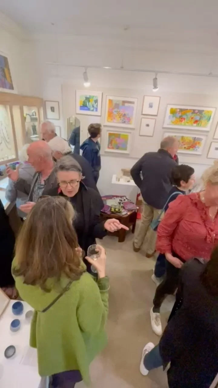 Gallery Nine Bath - Gallery for collectable Arts and Crafts