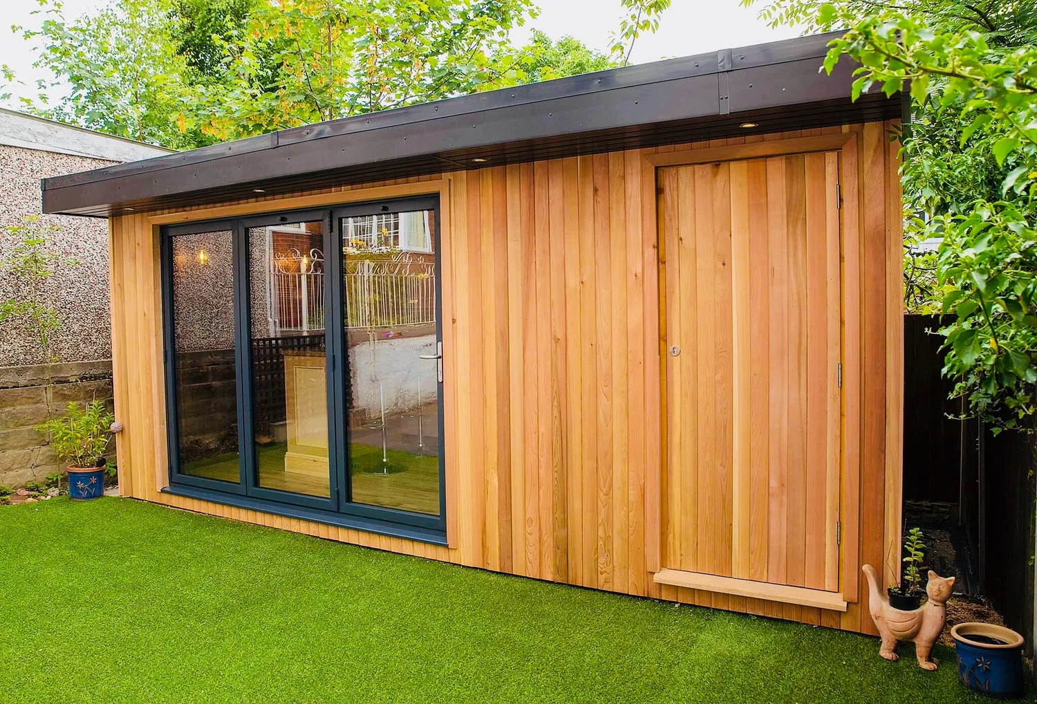 The Garden room guru