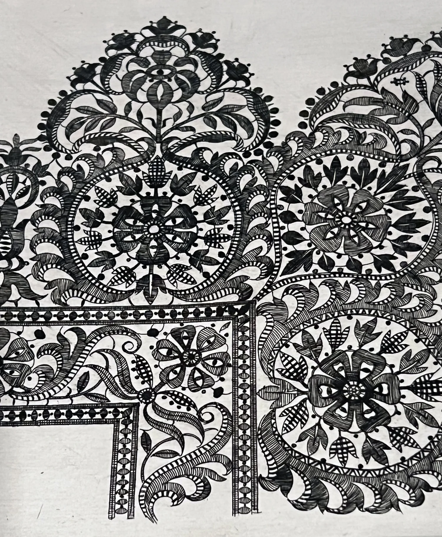 Threads of Power at the Bard Graduate Center — Lori Weitzner Assemblage