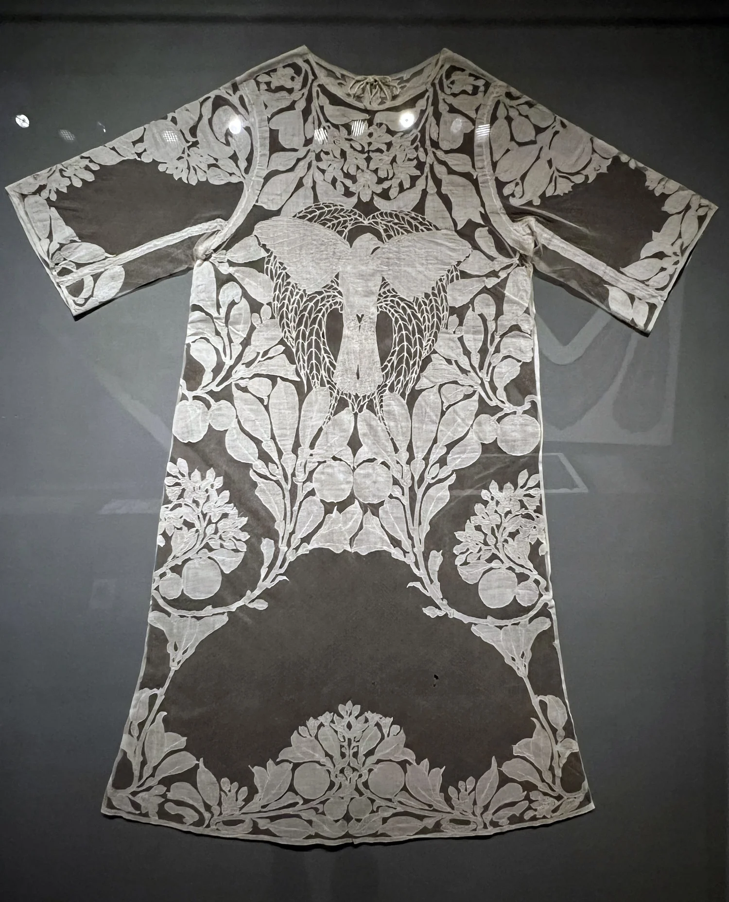 Threads of Power at the Bard Graduate Center — Lori Weitzner Assemblage