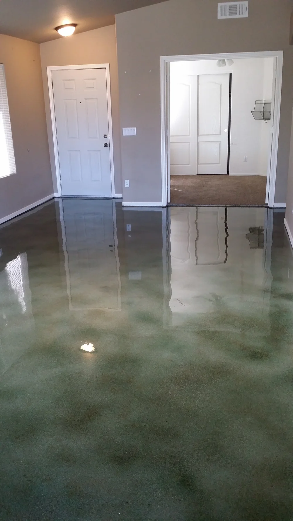 Grey Acid Stained Concrete Floors | Floor Roma