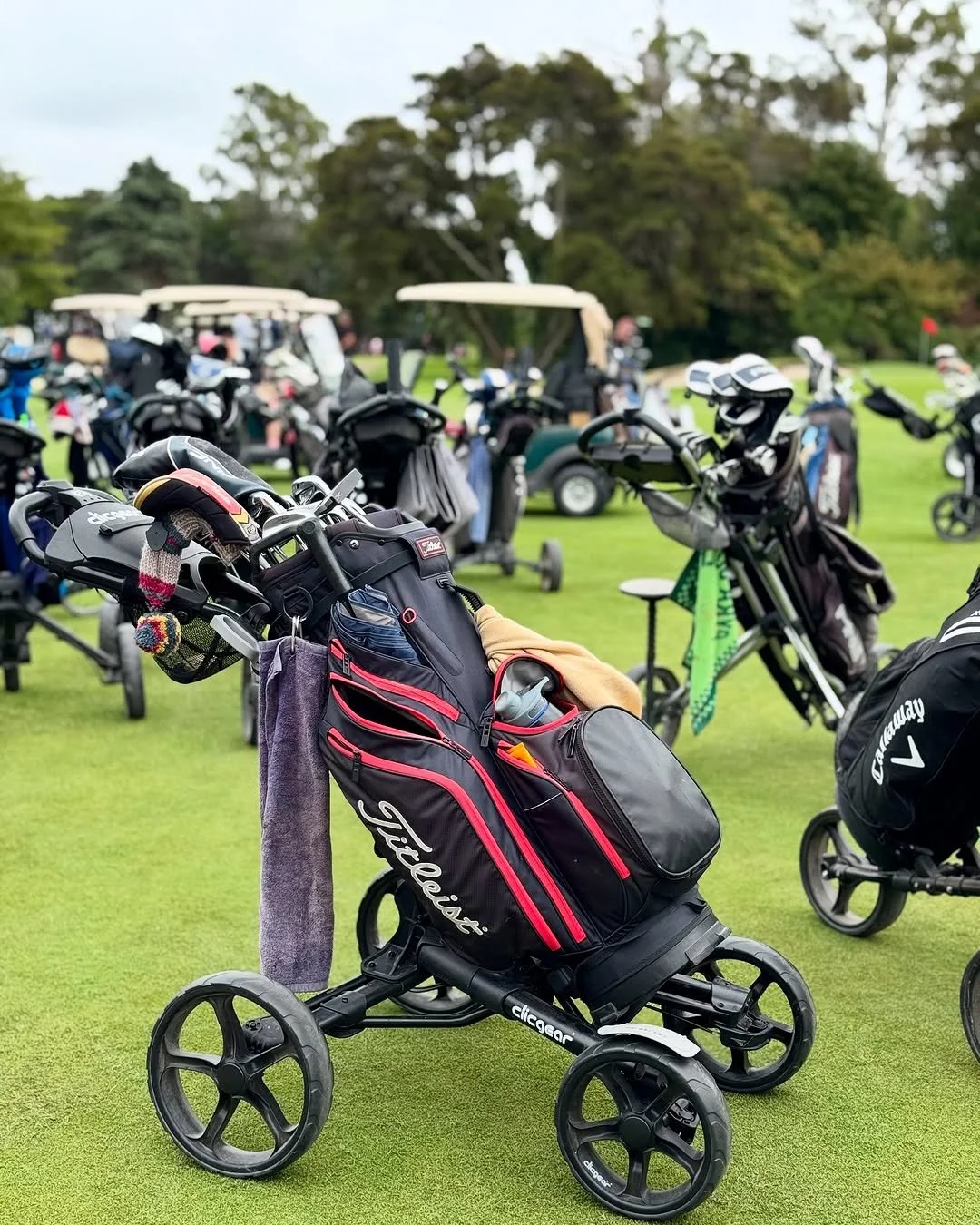 Tee 21 - 2026 — UpsideDowns