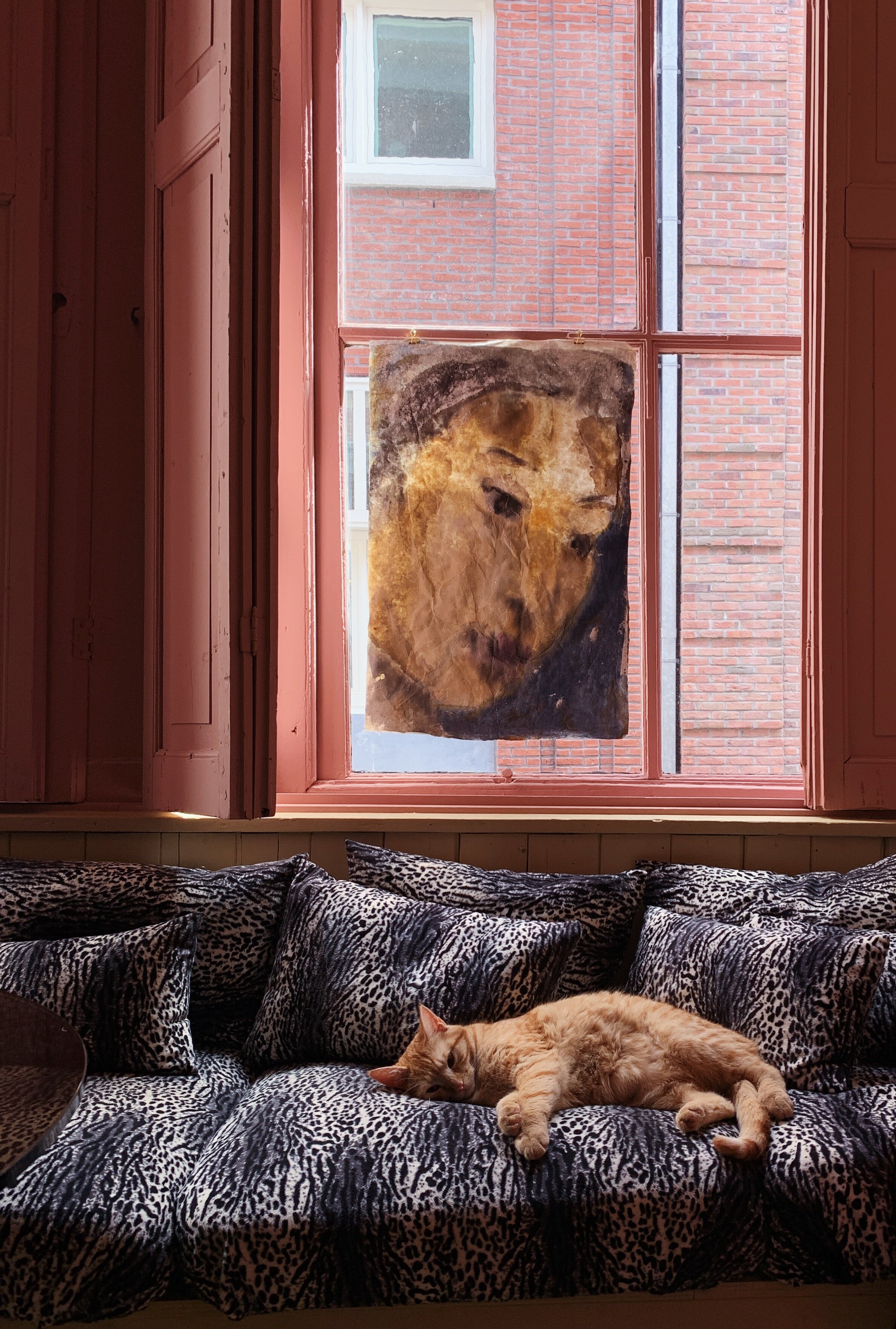 Eclectic Explosion: House Tour In Holland — decor8